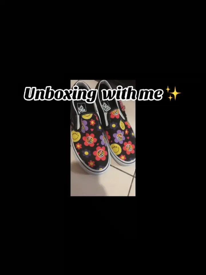 Vans Shoes | Video diterbitkan oleh Susila Thomas | Lemon8