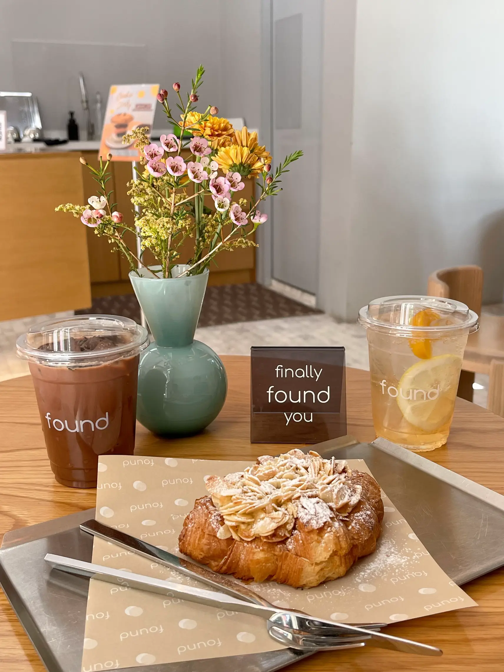 Found cafe | คาเฟ่ย่านรามอินทรา🥐🌷 | แกลเลอรีที่โพสต์โดย namepdr ୨୧ | Lemon8