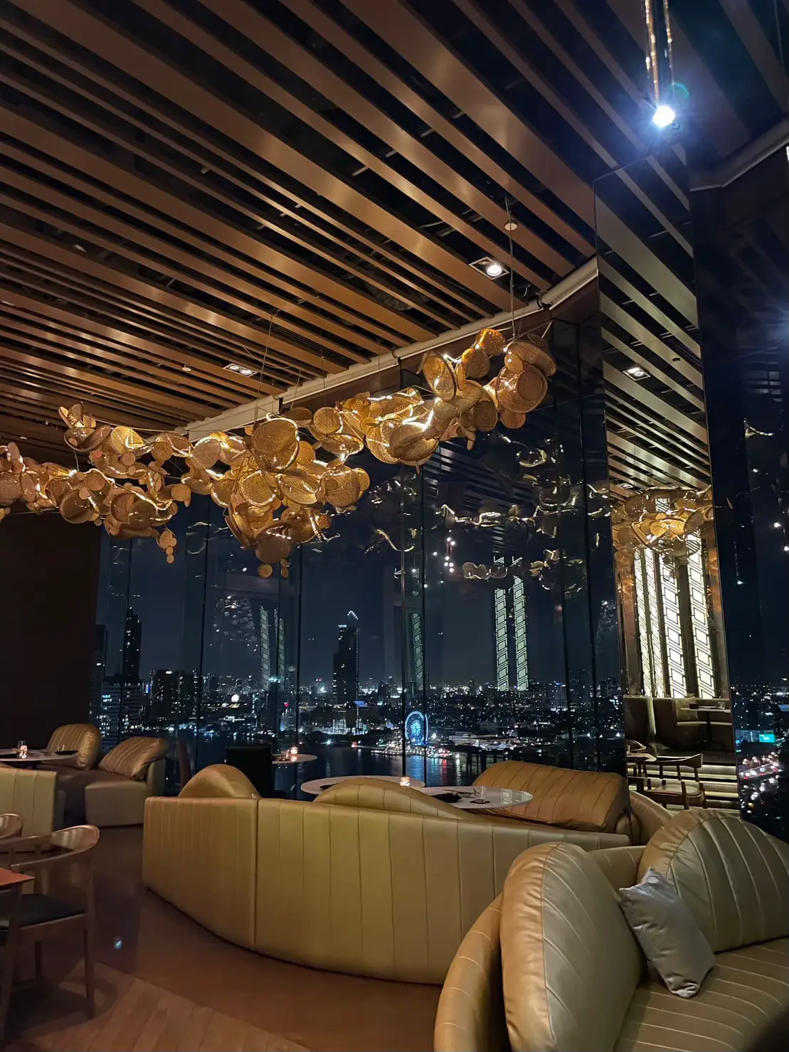 Rooftop Seen Restaurant & Bar Bangkok 🥂 | แกลเลอรีที่โพสต์โดย Paii🧸 ...