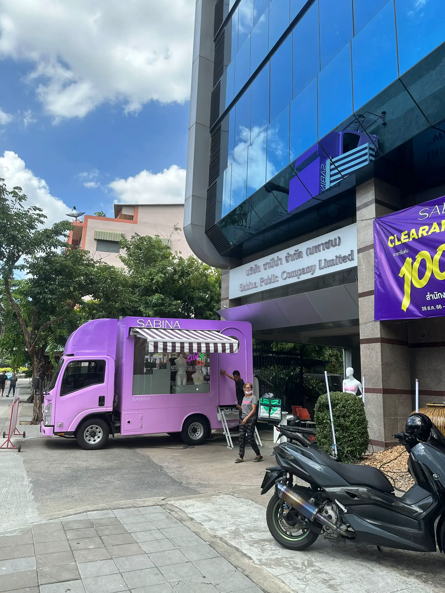 บุกโรงงาน SABINA ลด40% | แกลเลอรีที่โพสต์โดย little.mmm | Lemon8