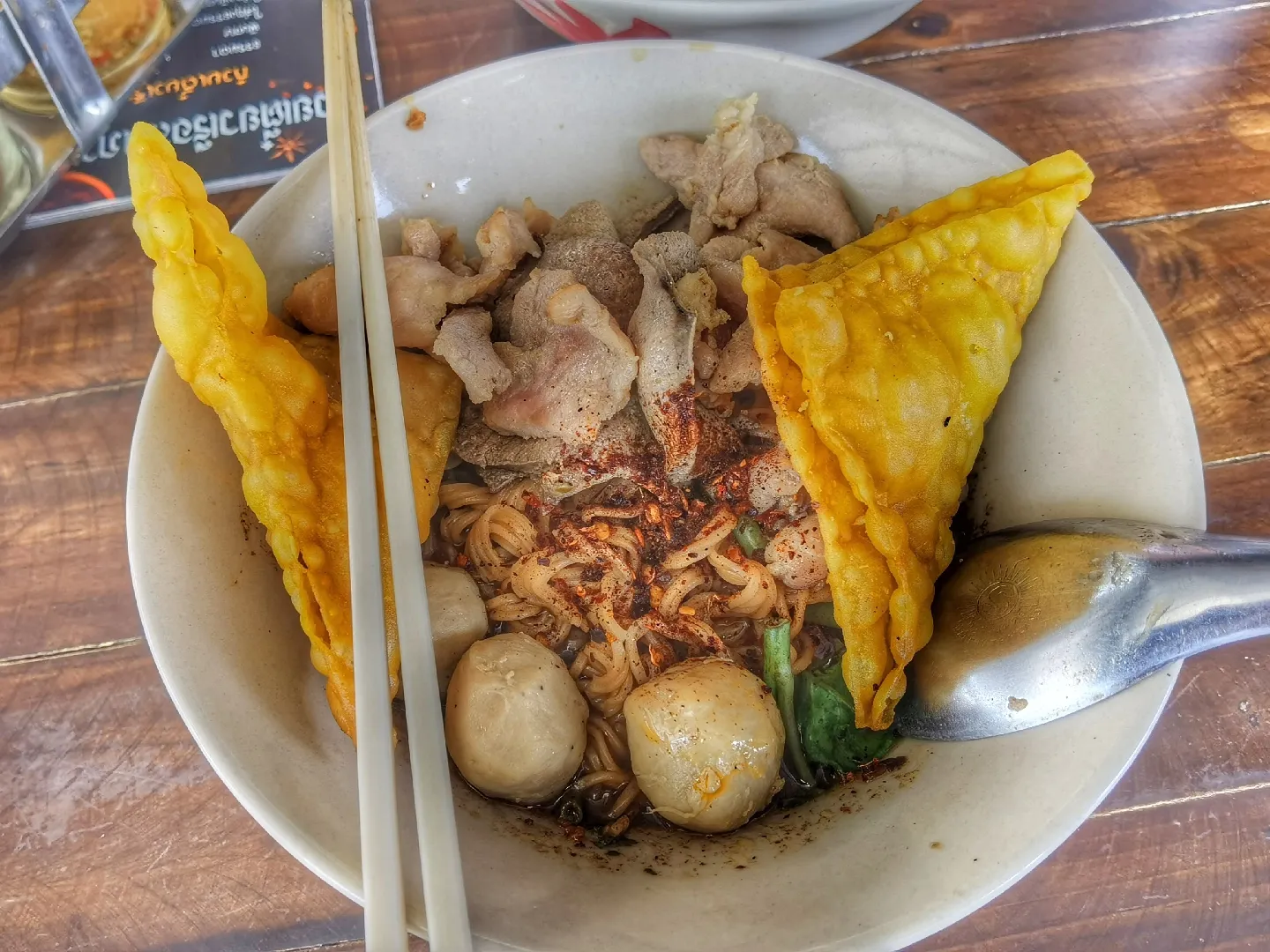 สายก๋วยเตี๋ยวเรือห้ามพลาดครับ | แกลเลอรีที่โพสต์โดย Gap&Sun | Lemon8