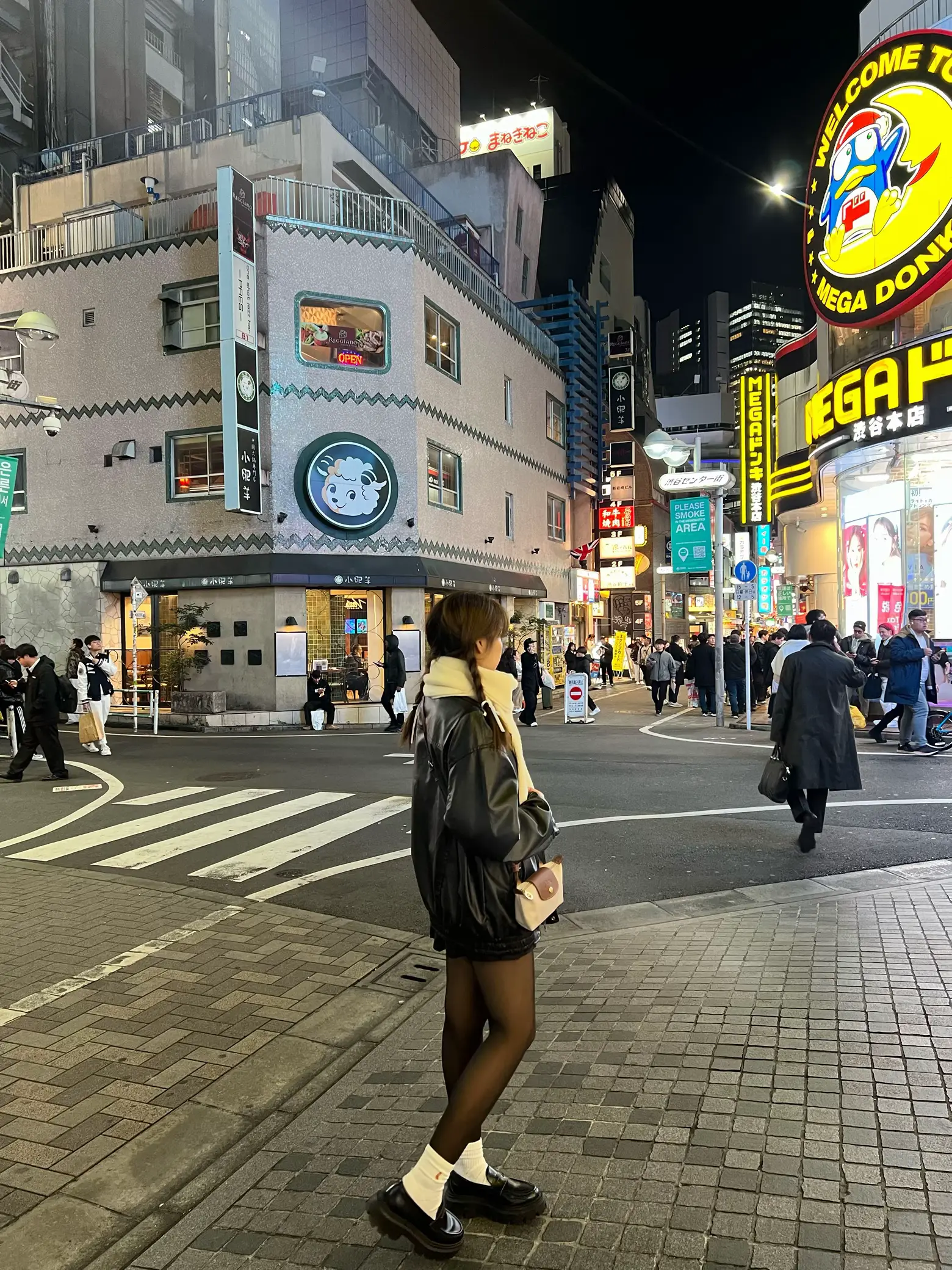 Ootd In Japan Match Leather Jacket 🖤 แกลเลอรีที่โพสต์โดย Ivymonthira Lemon8