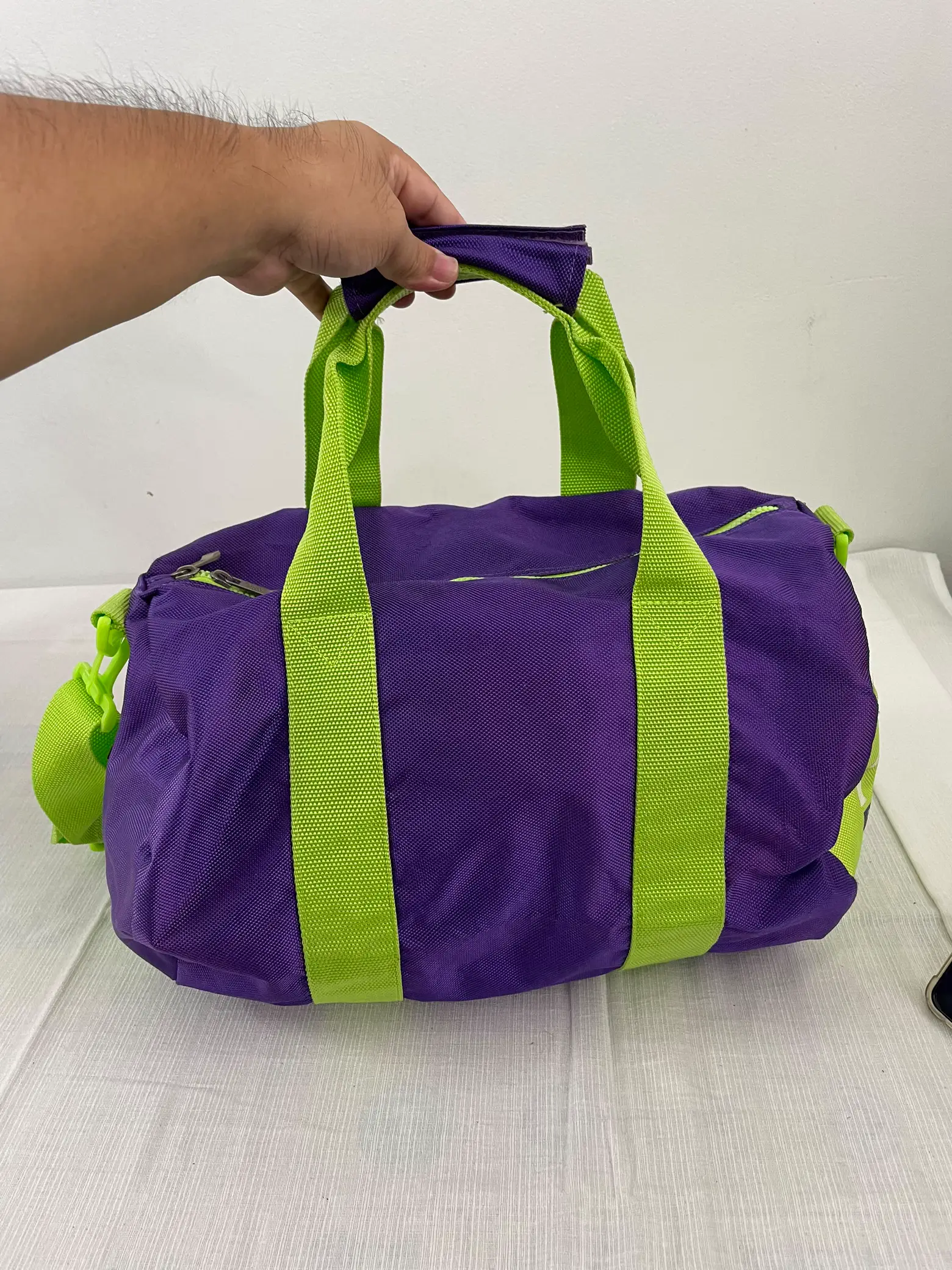 rossbody bags Pro-specs | แกลเลอรีที่โพสต์โดย GuneangShop | Lemon8