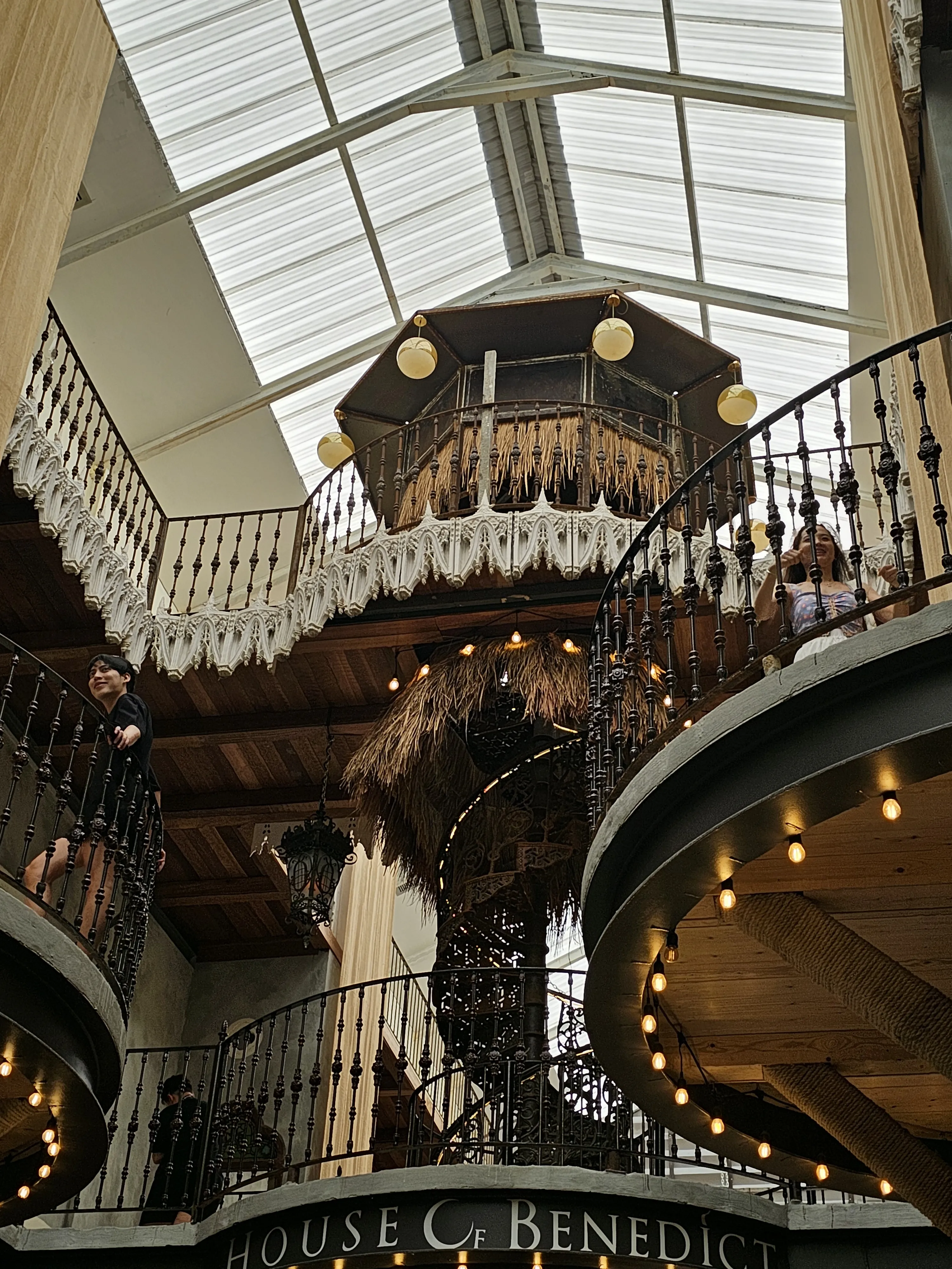 แลนด์มาร์ค/คาเฟ่ เมืองพัทยาใต้ House of Benedict 🤔 | แกลเลอรีที่โพสต์โดย Pae | Lemon8