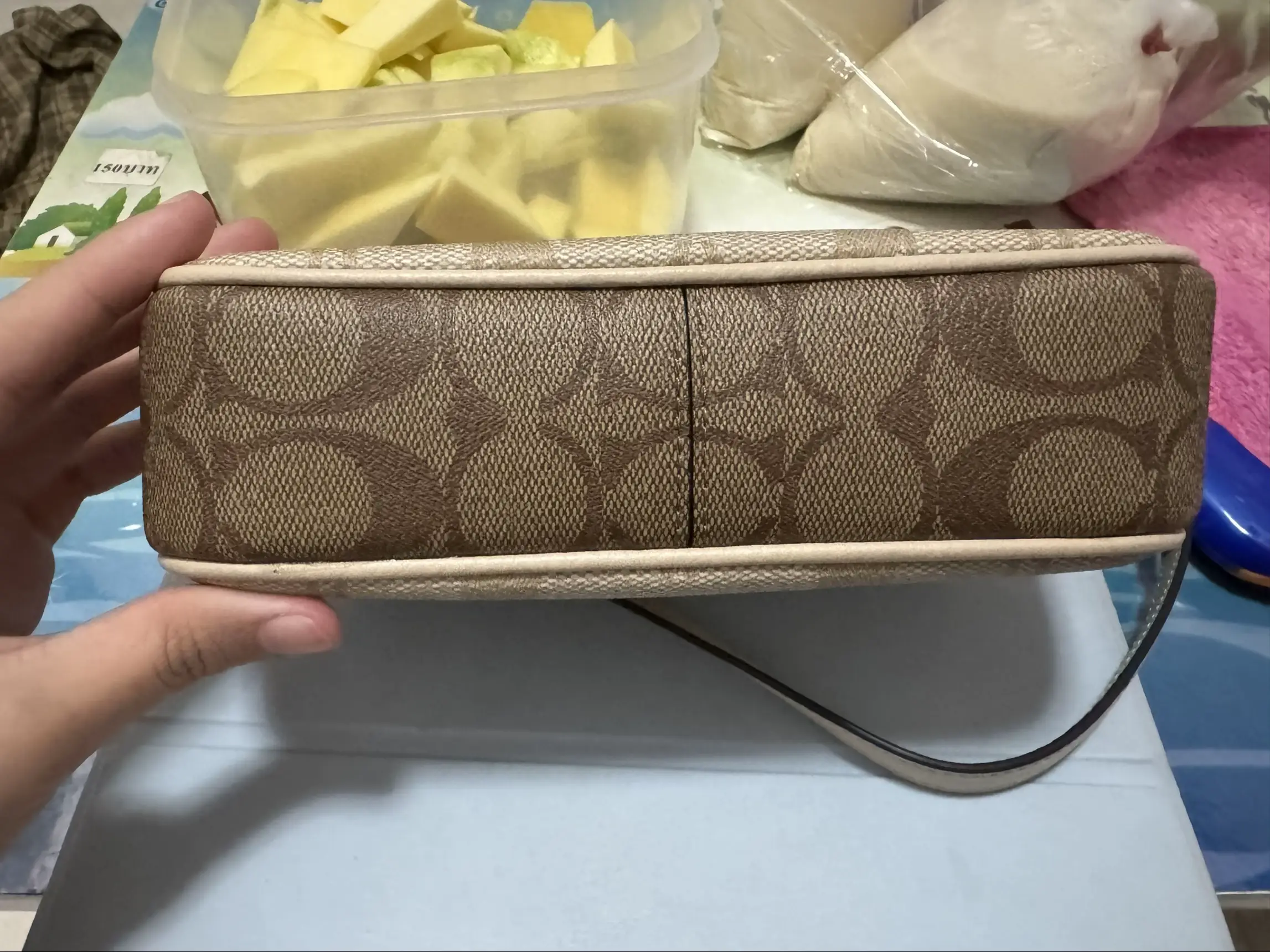 ของแท้หรือปลอมใครดูเป็นรบกวนผู้รู้ช่วยดูให้หน่อยค่ะ | แกลเลอรีที่โพสต์ ...