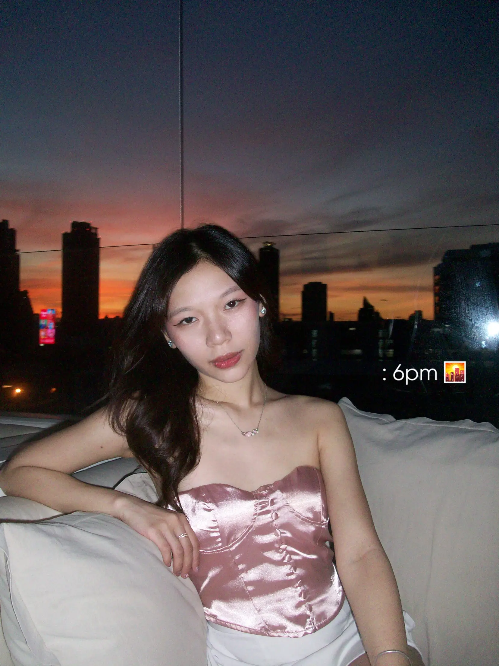 Apéro Rooftop🌇🥂 แกลเลอรีที่โพสต์โดย Piriporor Lemon8