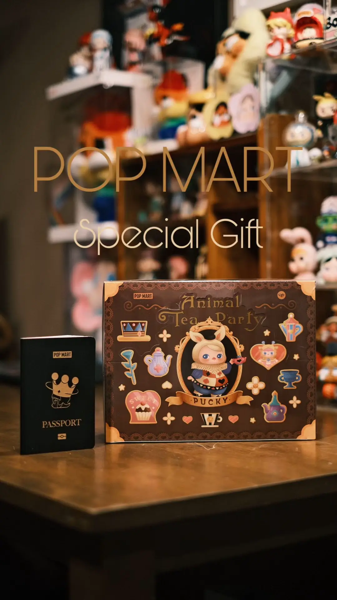 ไปรับ Special Gift จาก popmart กันครับ | วิดีโอที่เผยแพร่โดย BENZYOKBOX | Lemon8