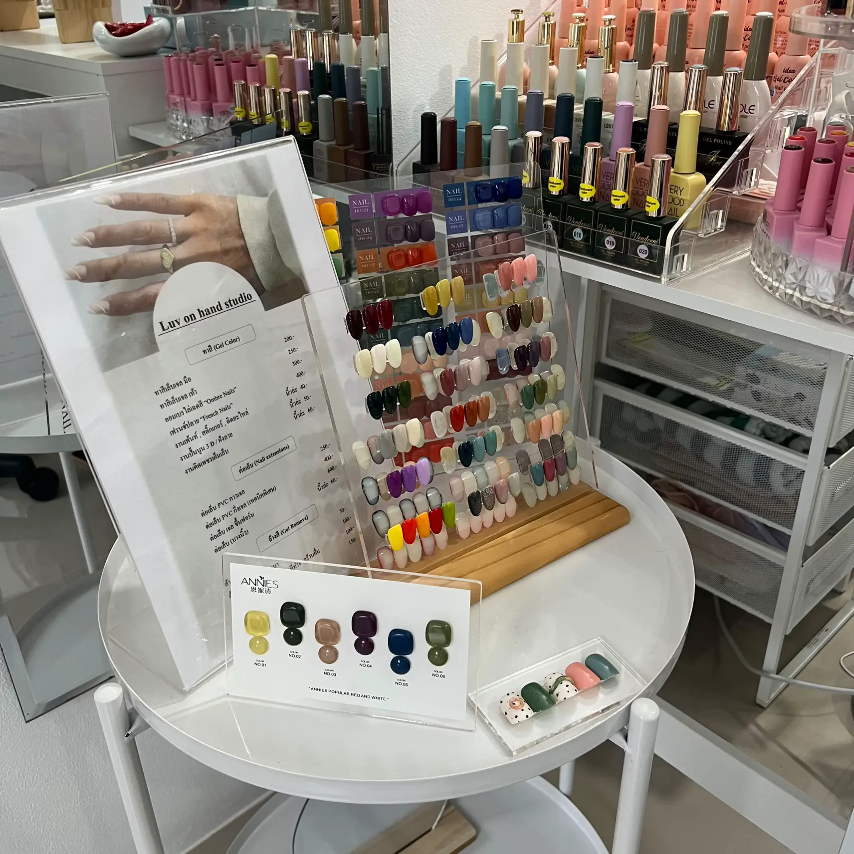 Luv on hand studio 💅 | แกลเลอรีที่โพสต์โดย เชื่อหนุนเถอะ | Lemon8