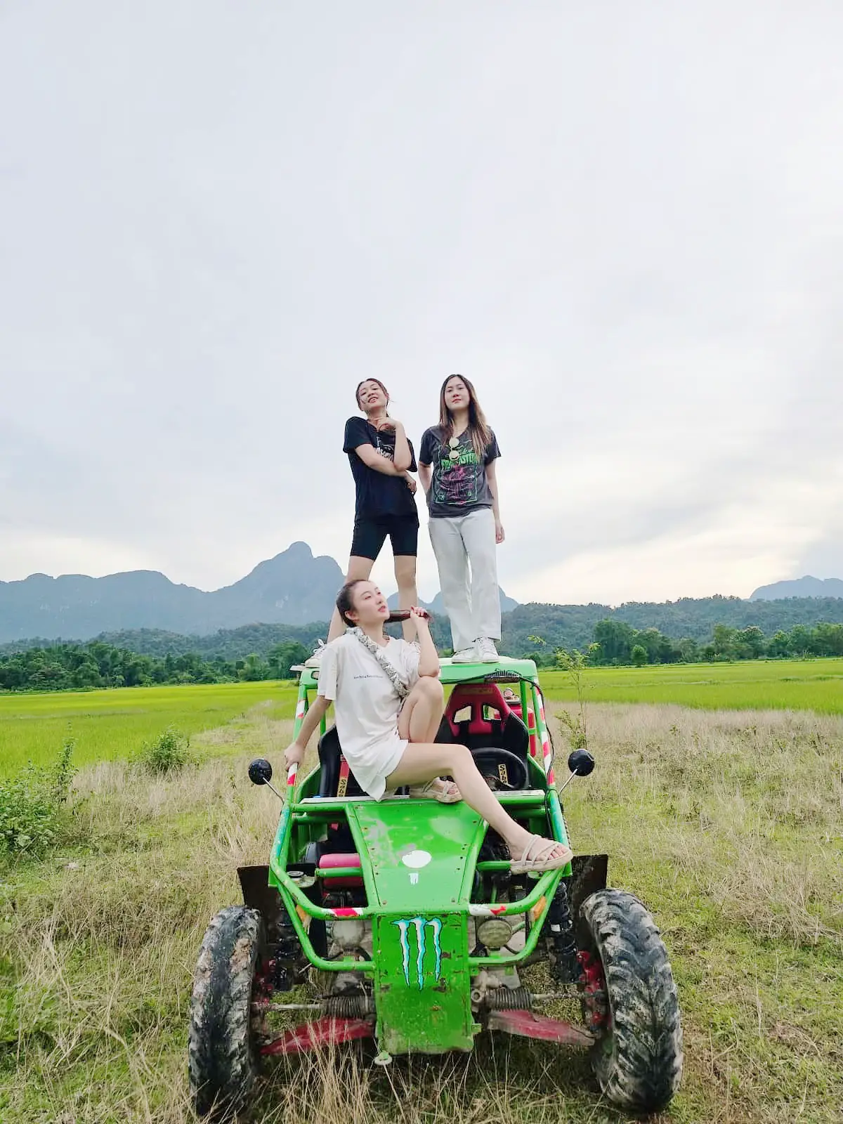 🇱🇦 Let’s go ขับบักกี้ ที่วังเวียง ลุย สนุก ฟีลแบบเกมยิง 🚙 | แกลเลอรีที่โพสต์โดย ˚ ༘ Patperries🥯 ...