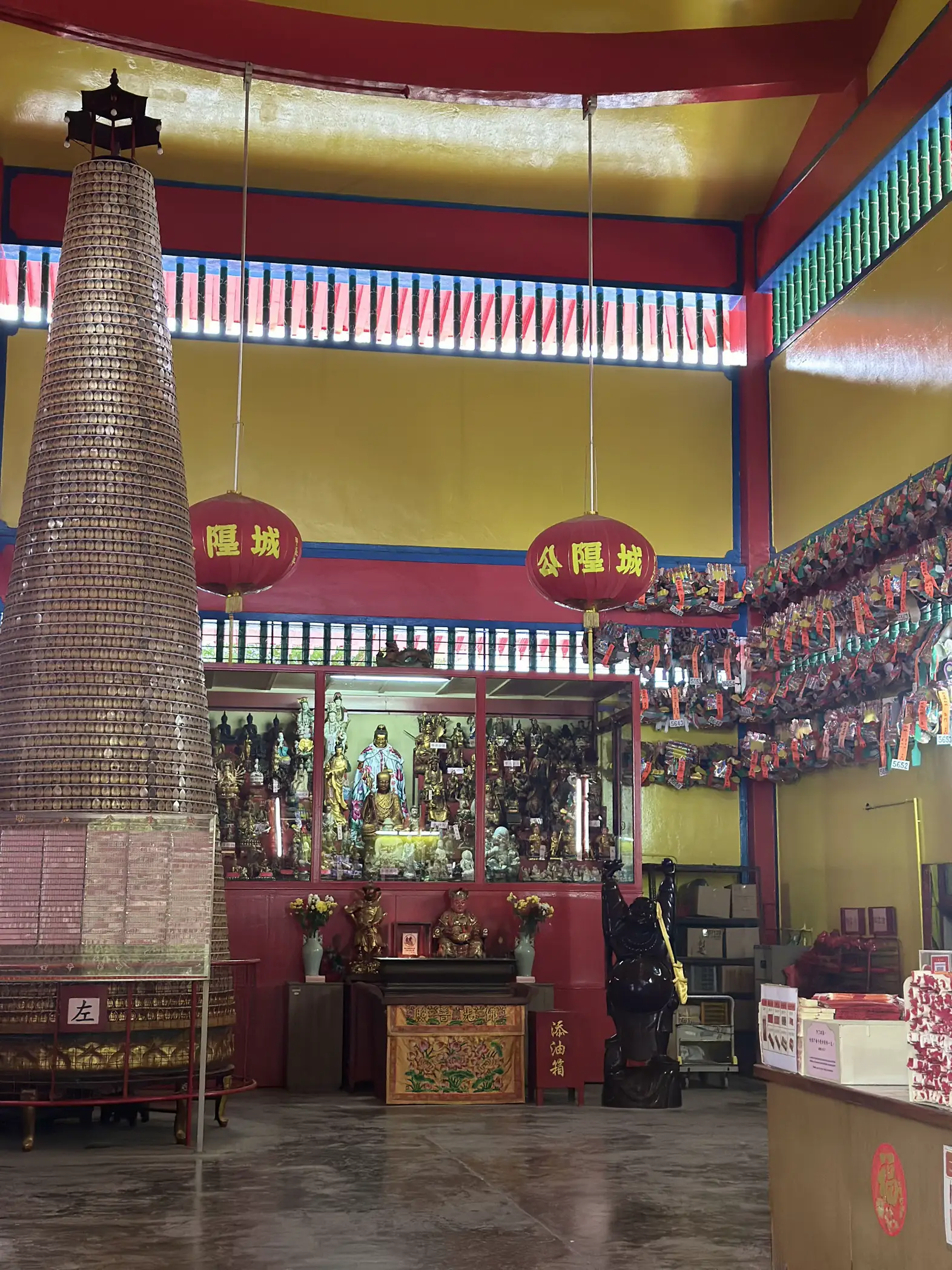 🏮🇸🇬 บูชาเครื่องรางสิงคโปร์ Shuang Lin Monastery | แกลเลอรีที่โพสต์โดย ˚ ...