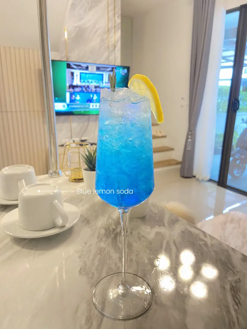 ลองทำ 🍋Bluelemon soda 🍋กินเอง | แกลเลอรีที่โพสต์โดย Visaมารีวิว ️ | Lemon8