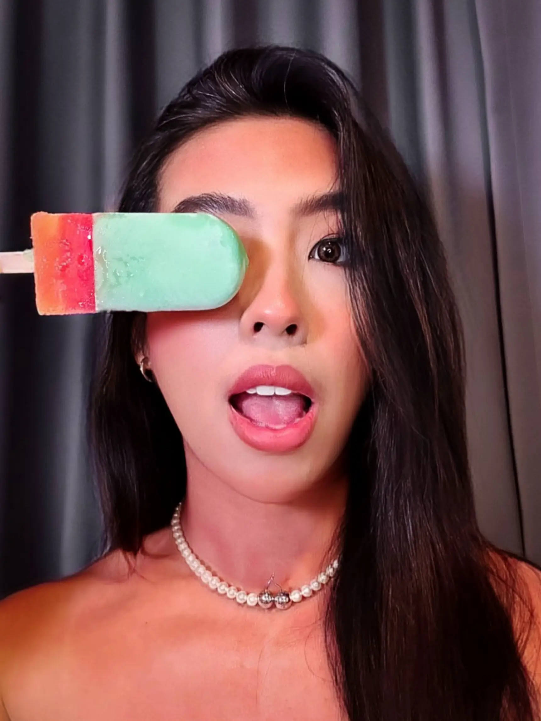 🔥 Heat Stroke Makeup 🔥 งานบ่มแดดก็มา GQ STYLE! | แกลเลอรีที่โพสต์โดย Jun Imai | Lemon8