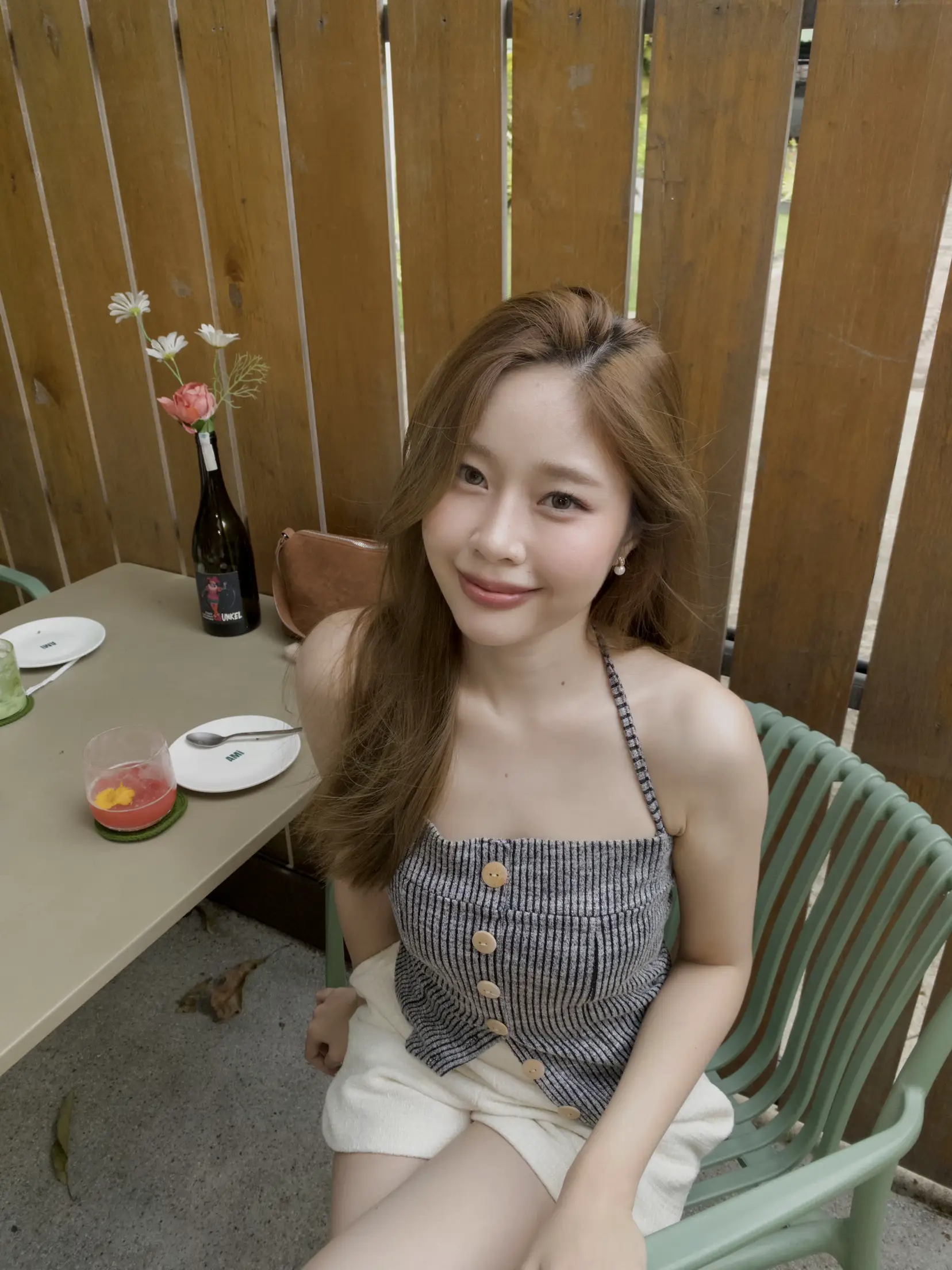 Ootd ☕️ let’s go grab coffee💌 | แกลเลอรีที่โพสต์โดย Nitaaathn💐 | Lemon8