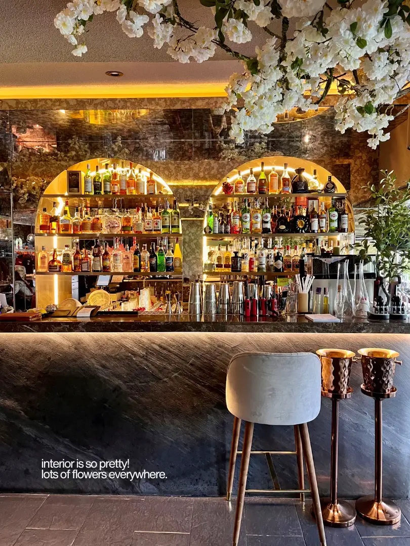 the PRETTIEST customised cocktails in bangkok!? 😍🥂 | แกลเลอรีที่โพสต์ ...