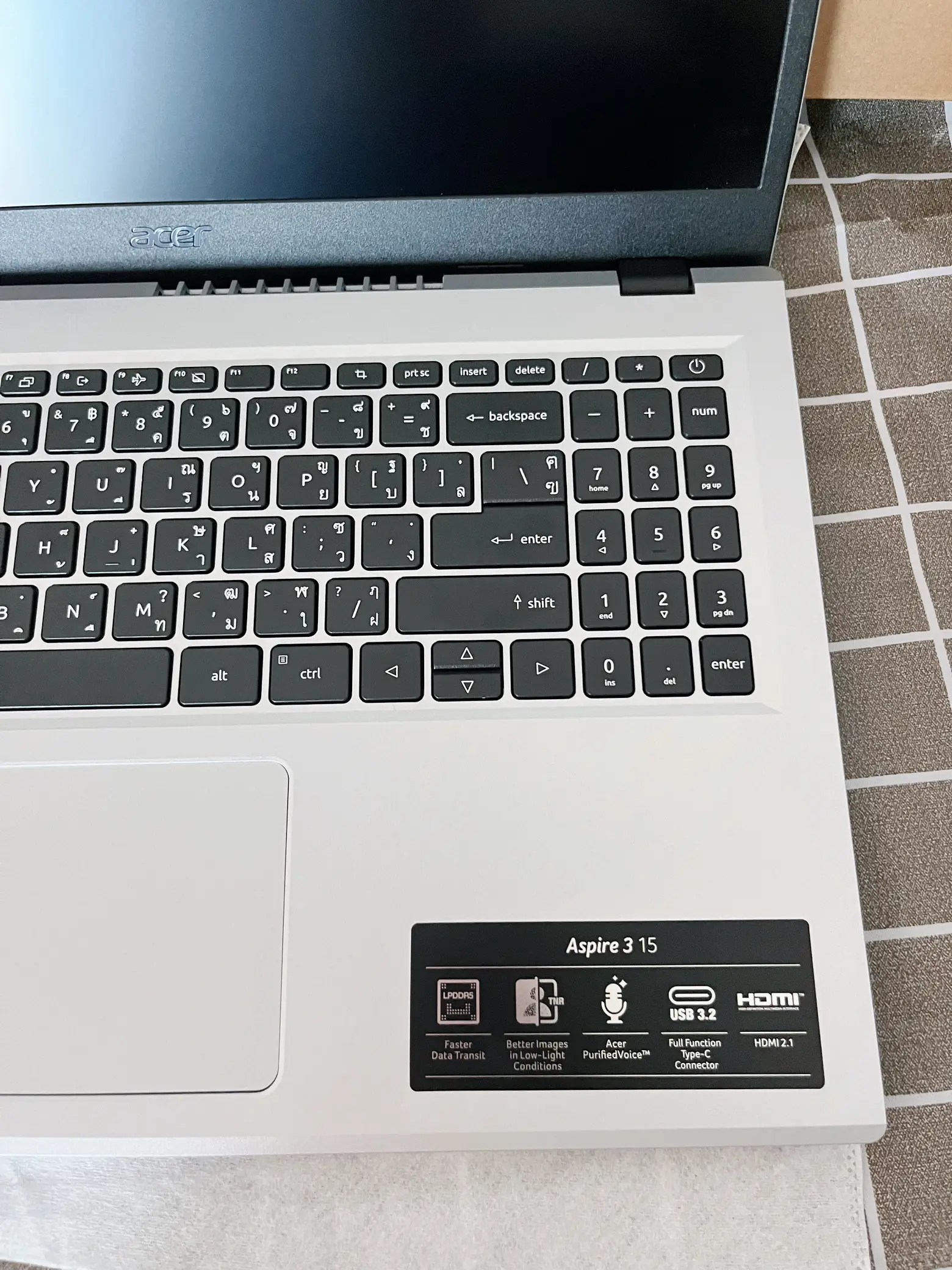 โน้ตบุ๊ก Acer ราคาถูก สเปคจัดเต็ม | แกลเลอรีที่โพสต์โดย Wee Weerawan ...