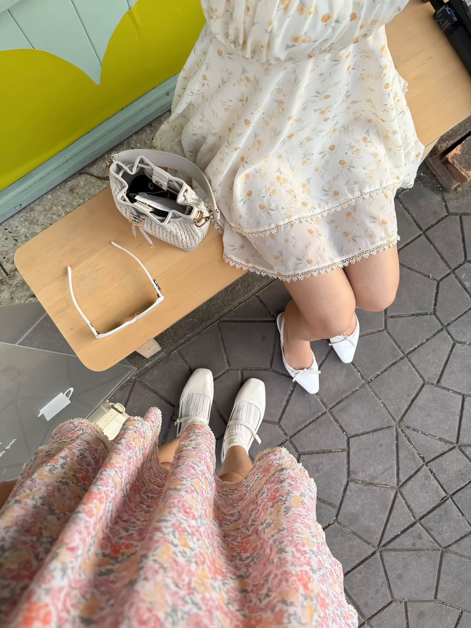 คาเฟ่ดอกไม้สุดคิ้วท์ ปากคลองตลาด | 🚇mrtสนามไชย | แกลเลอรีที่โพสต์โดย punch | Lemon8