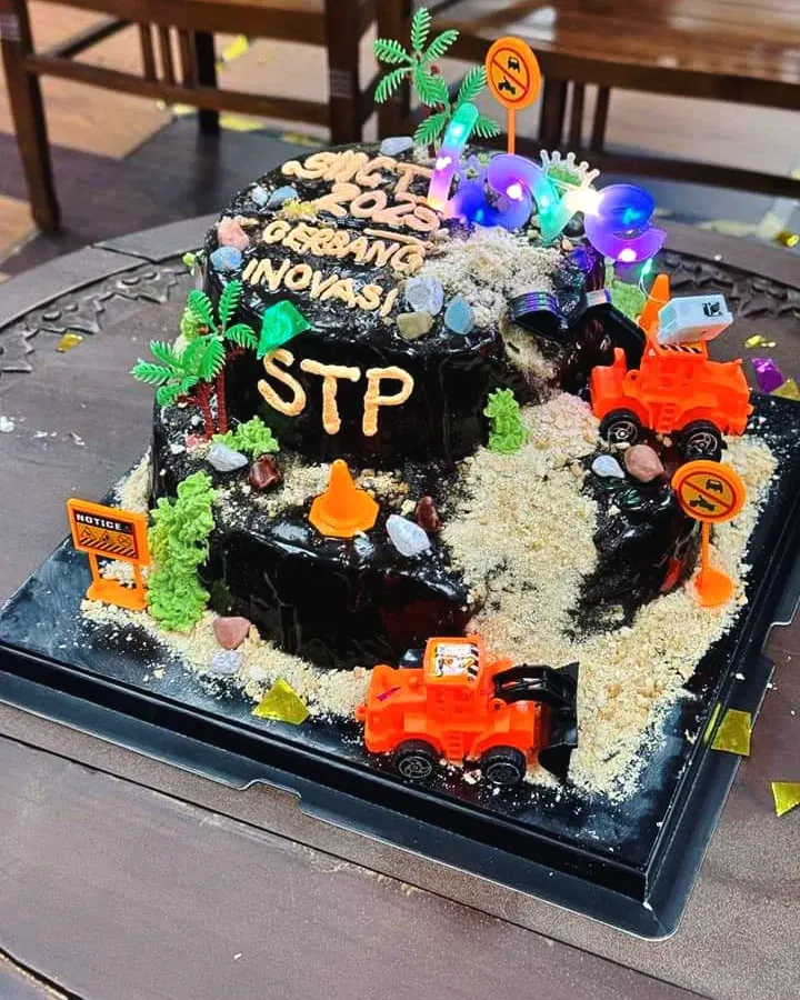Sijil Teknologi Pembinaan: Construction Cake | Galeri disiarkan oleh ...