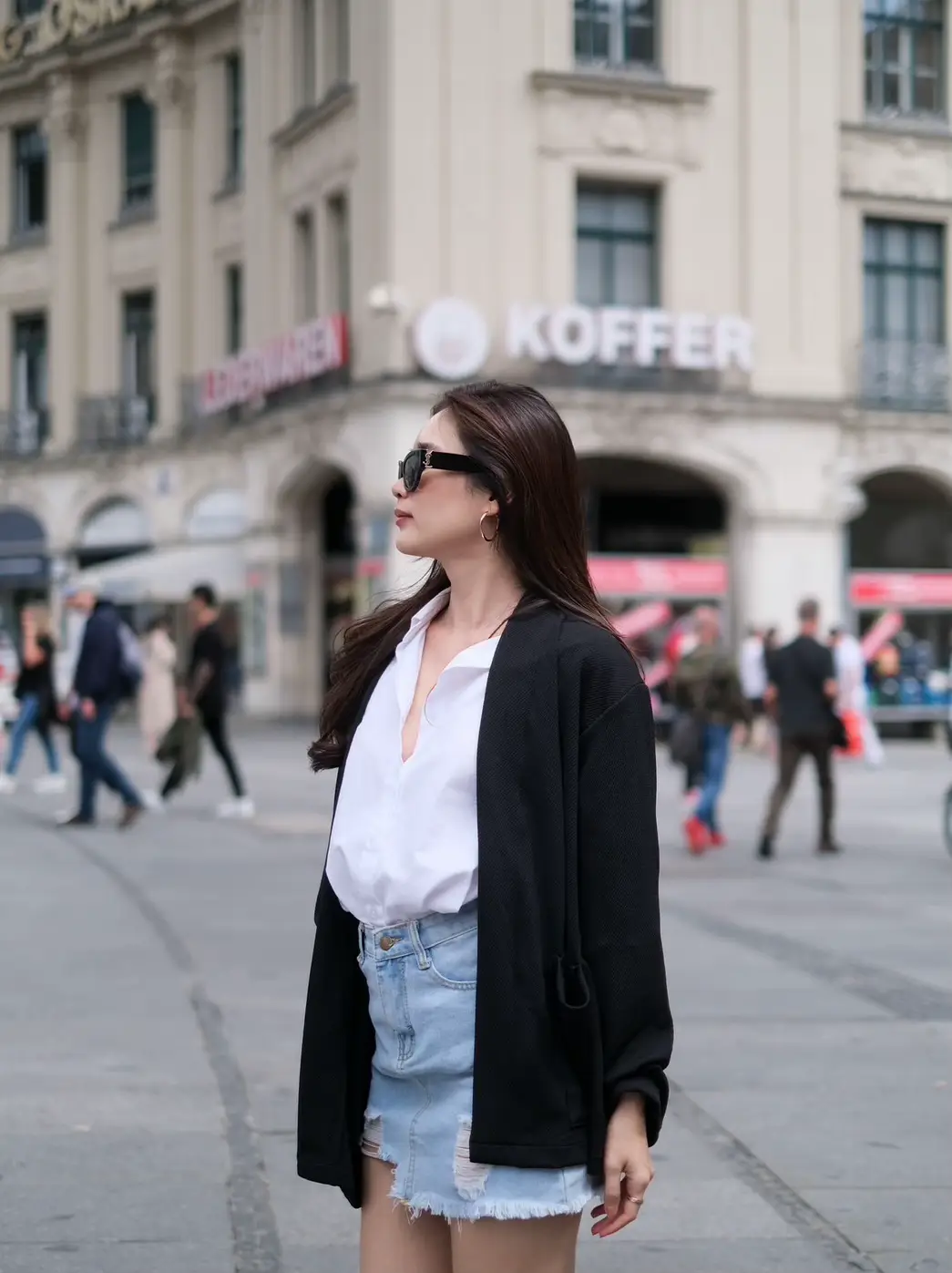 แมทช์ชุดไปเที่ยวต่างประเทศ อากาศเย็น เบาๆ กับเสื้อคลุม DAZII | แกลเลอรี ...