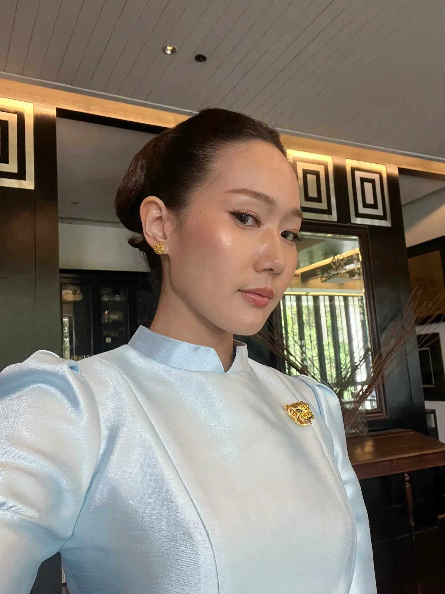 ไอเทมที่ต้องมี ‘แต่งหน้าชุดไทย’ แน่น ฉ่ำ โกลด์ | แกลเลอรีที่โพสต์โดย Phil~ | Lemon8