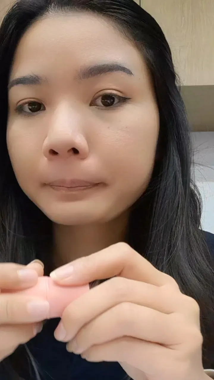 ตา แก้ม ปาก แท่งเดียวจบๆ | วิดีโอที่เผยแพร่โดย 𝙏𝙐𝙆 รีวิ้ว | Lemon8