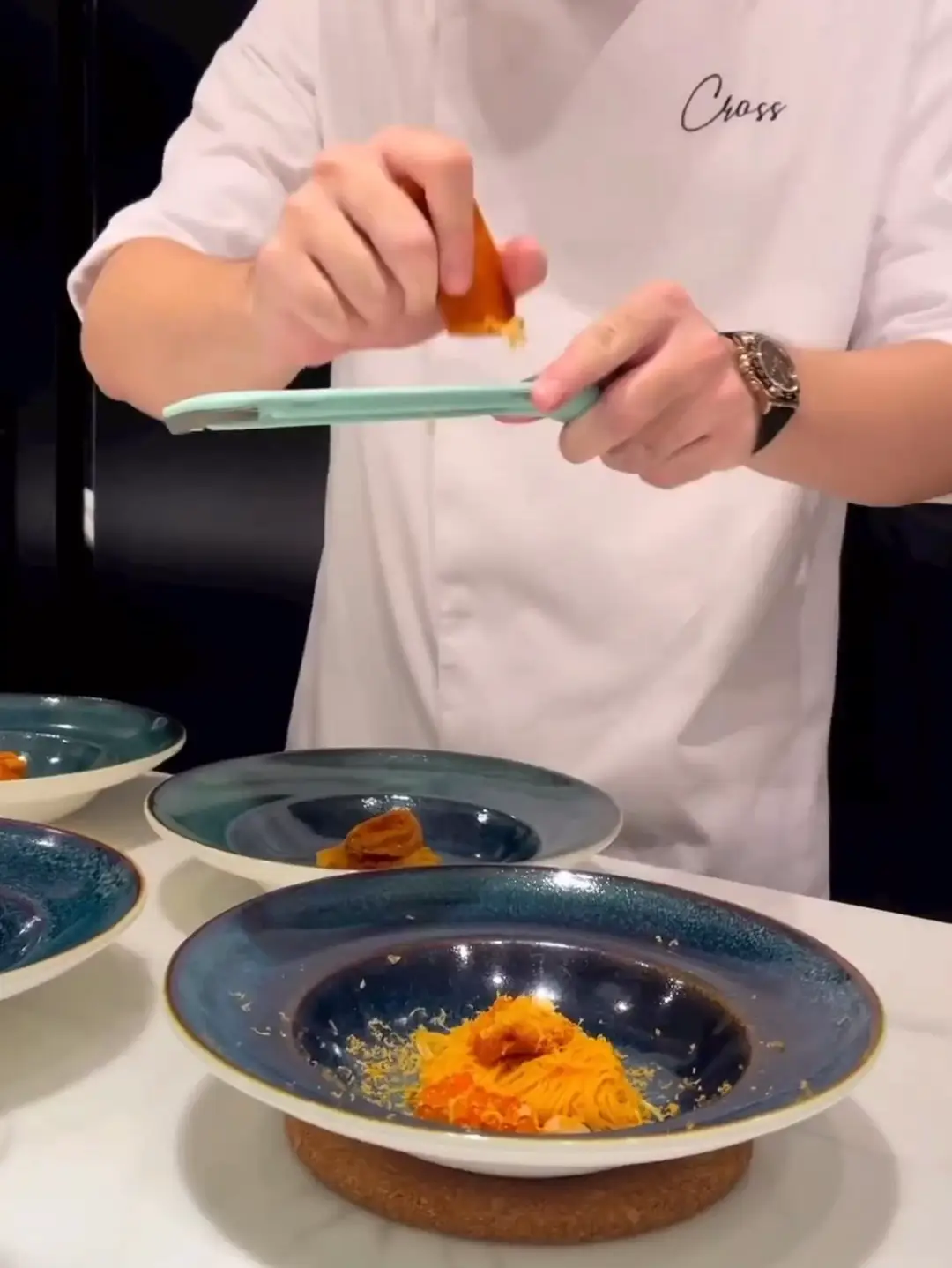 Cross Bkk อาหารจีนฟิวชั่นที่คิวแน่นสุดๆ | วิดีโอที่เผยแพร่โดย ...