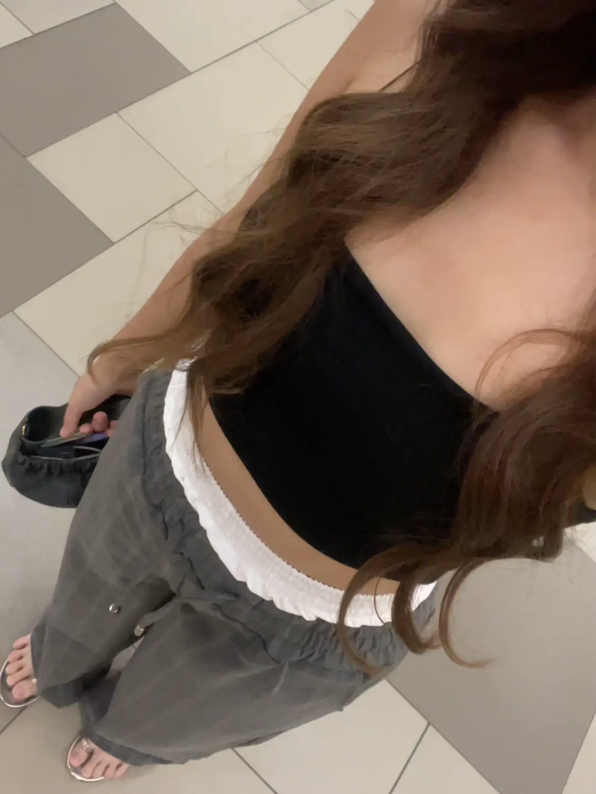 OOTD🖤: ไอเดียแต่งตัวblack but not basic | แกลเลอรีที่โพสต์โดย namhom | Lemon8