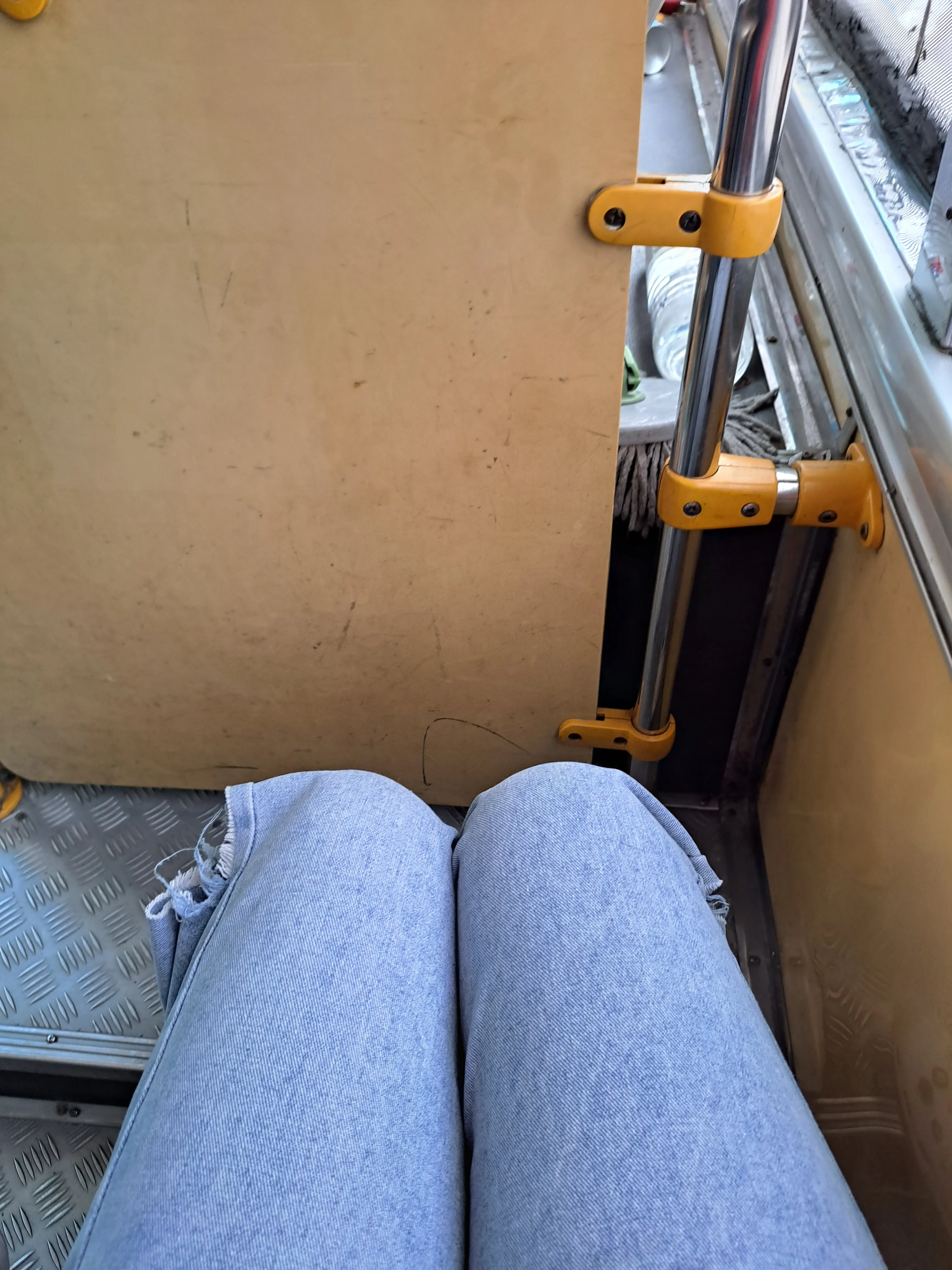 ฉบับไม่มีอะไรเป็นของตัวเอง ยกเว้นหนี้ๆๆๆ | แกลเลอรีที่โพสต์โดย 🌻Jaii 🌻 | Lemon8