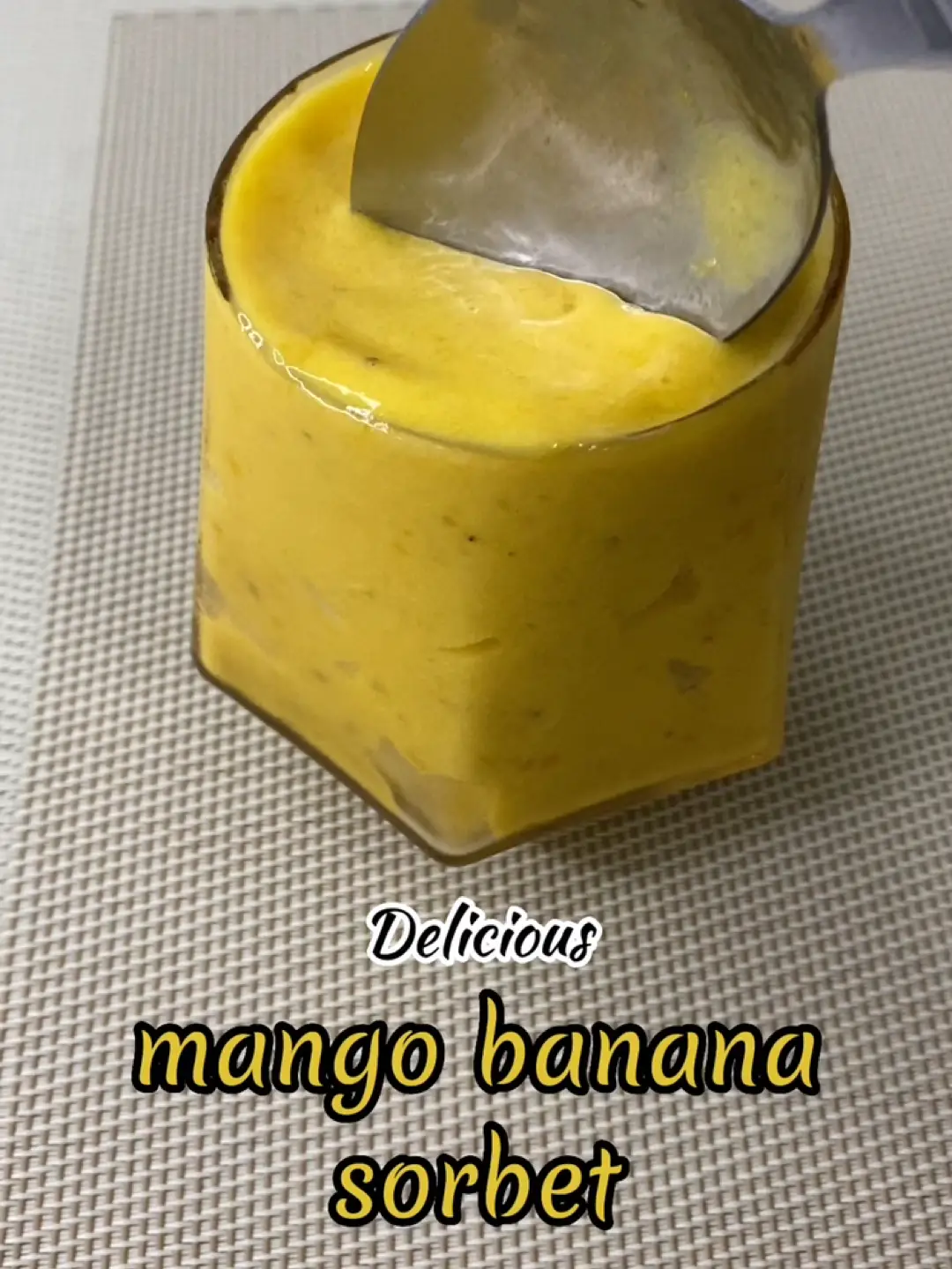 Mango Banana Sorbet 🍨 | วิดีโอที่เผยแพร่โดย fad.diet | Lemon8
