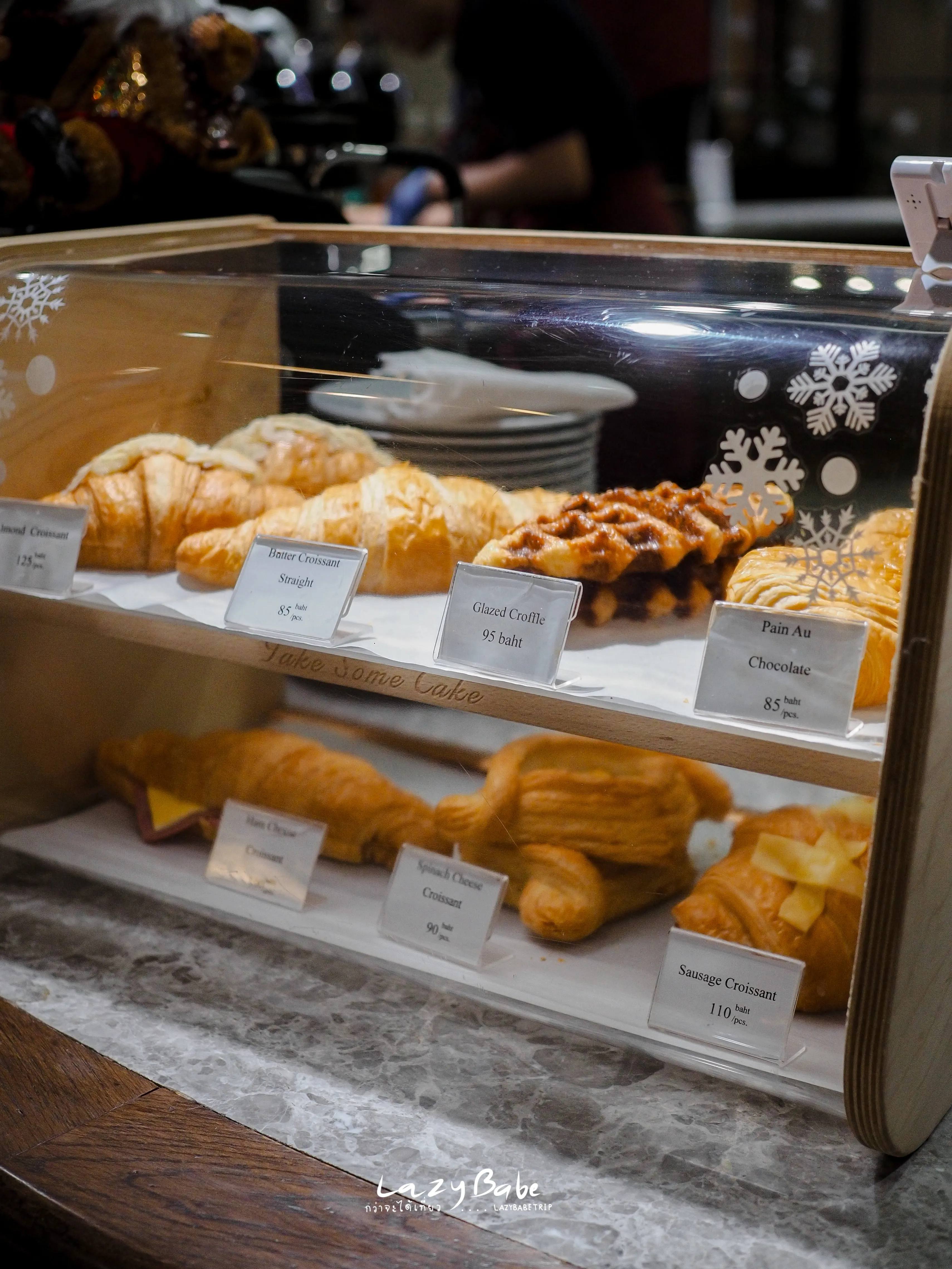 OASIS COFFEE ☕ คาเฟ่มู้ดดี เปิด 24 ชม. | แกลเลอรีที่โพสต์โดย Lazy Babe | Lemon8