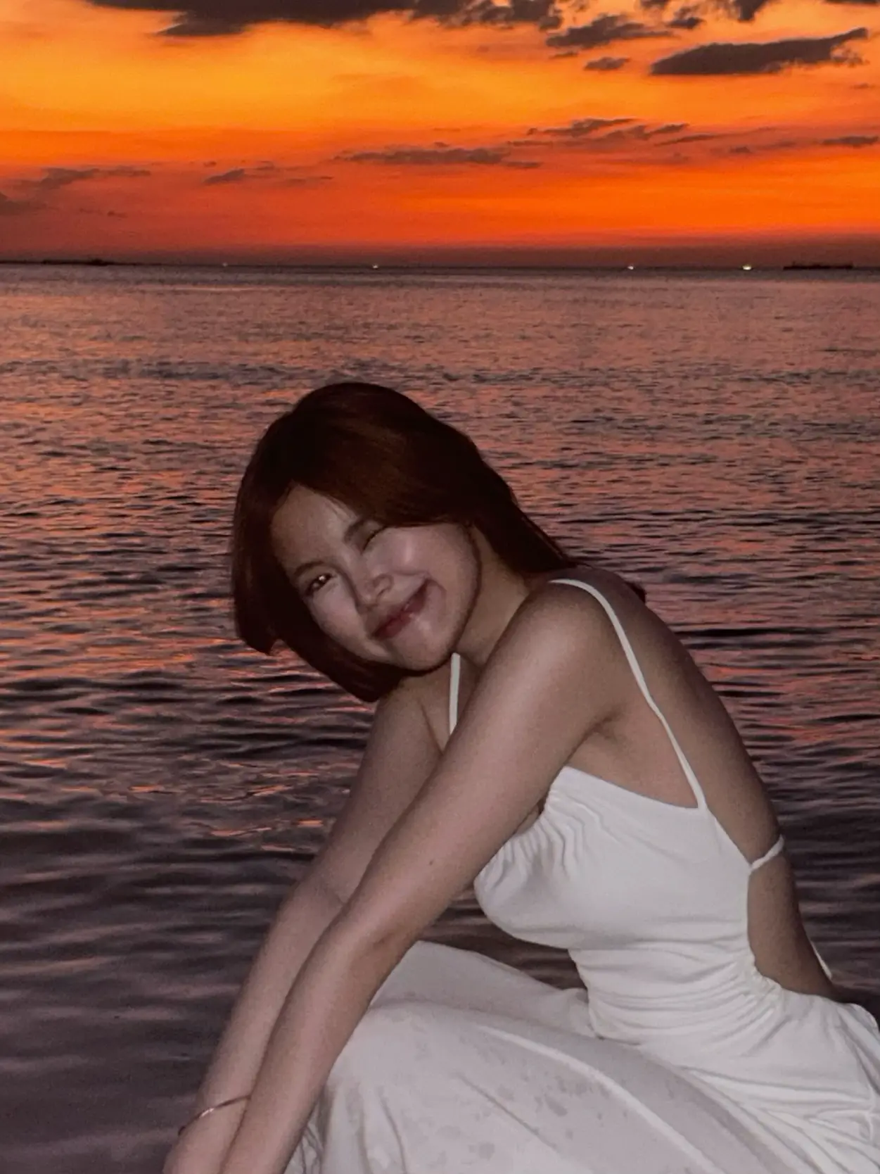 ไอเดียถ่ายรูปคู่ทะเลยังไงให้สวย | แกลเลอรีที่โพสต์โดย B | Lemon8