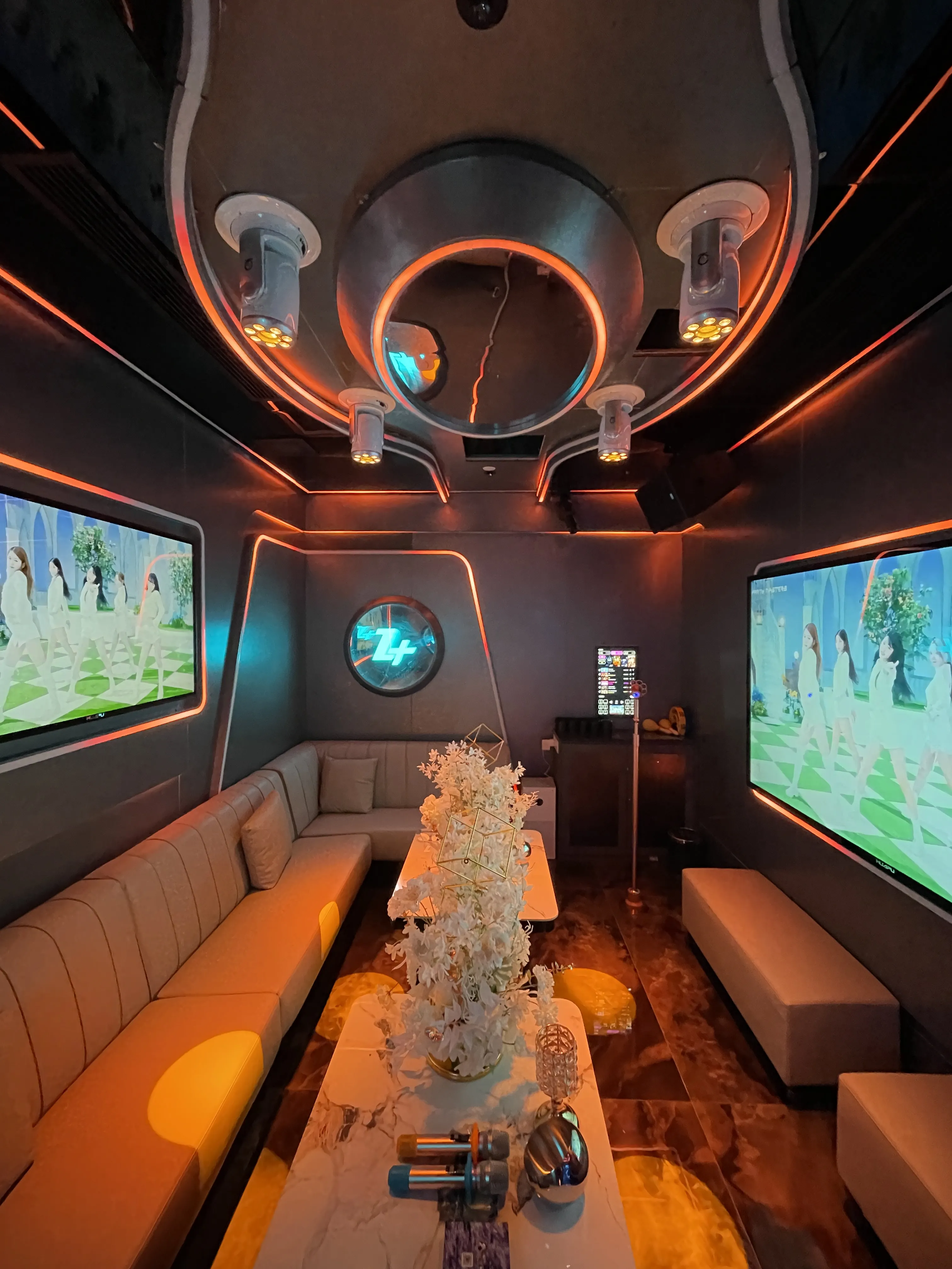 Here’s a sneak peak on Zplus KTV Singapore! | Gallery posted by ZPLUS_KTV | Lemon8