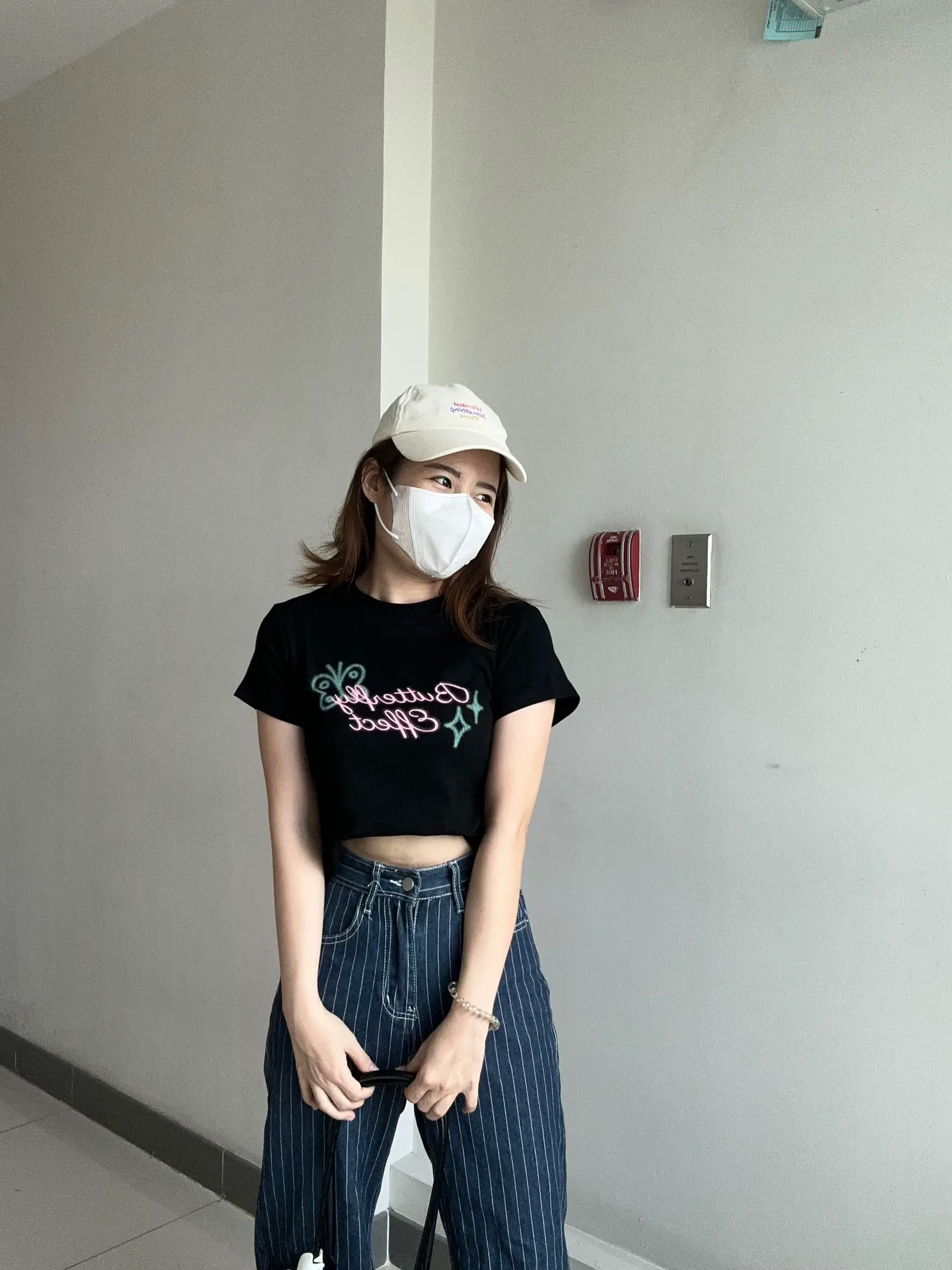 #Ootd Crop BABY TEE แมทช์กับ รองเท้าmary jane | แกลเลอรีที่โพสต์โดย ...