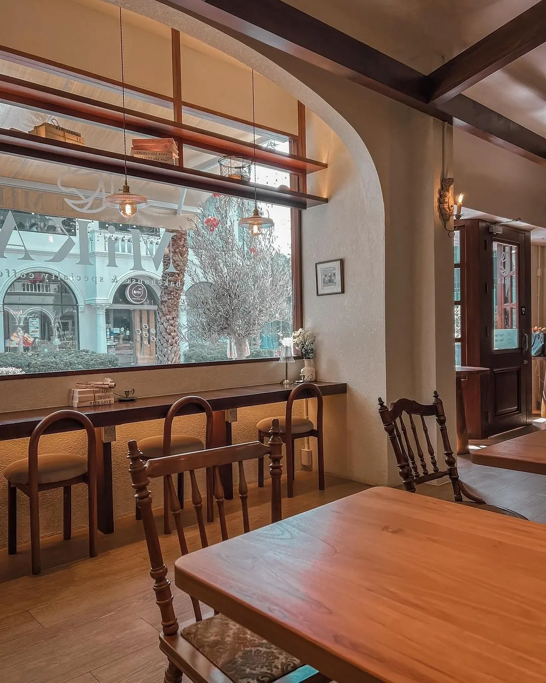 คาเฟ่เปิดใหม่ย่านเอกมัย MiKA Bakehouse & Coffee | แกลเลอรีที่โพสต์โดย ...