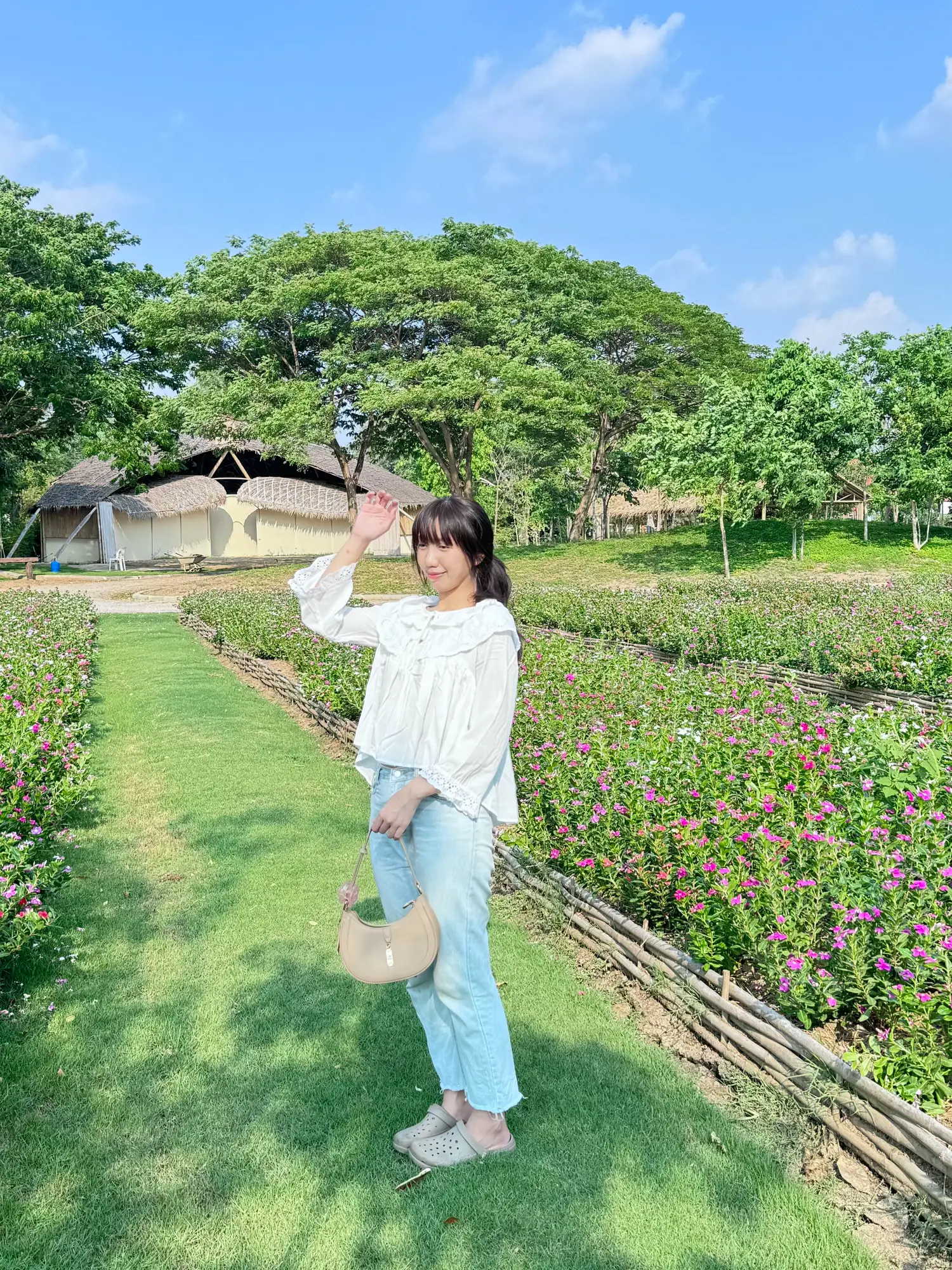 คาเฟ่ใหม่ | ทุ่งอยุธยา วิวดีสวนสวย ถ่ายรูปคุ้ม! | แกลเลอรีที่โพสต์โดย Ann Waran | Lemon8