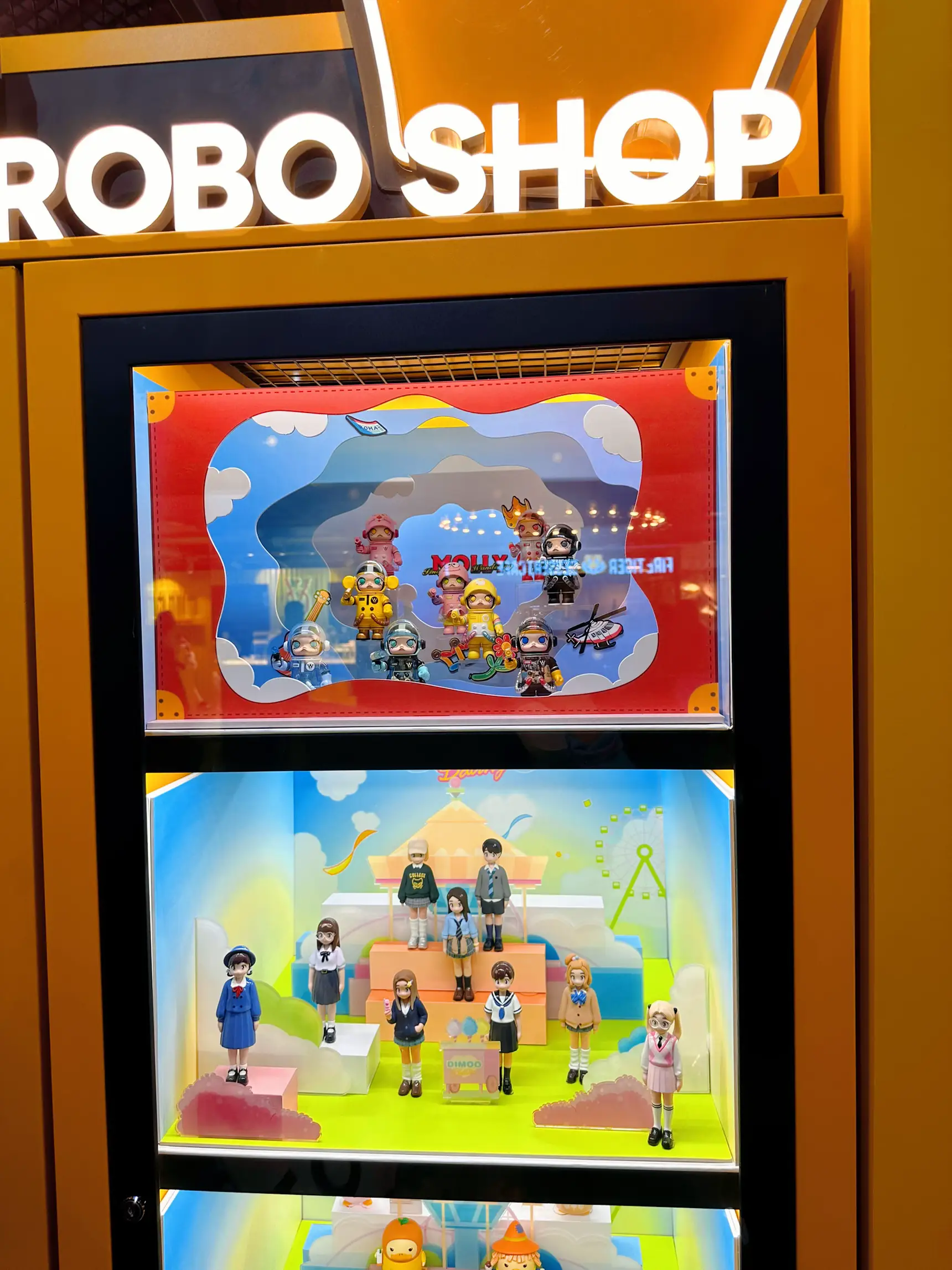 Pop Mart Robo Shop | แกลเลอรีที่โพสต์โดย Girlszii | Lemon8