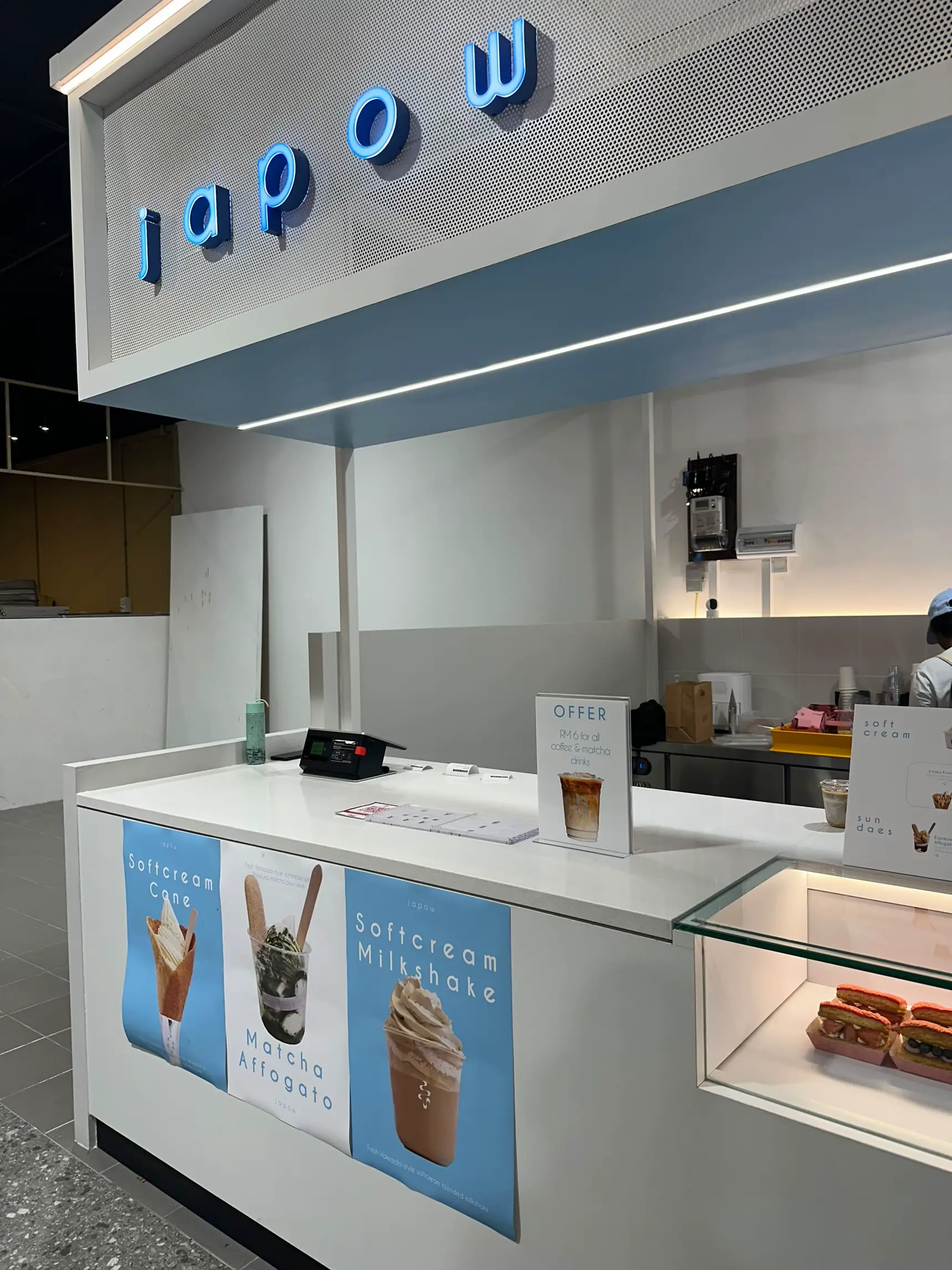 SOFT SERVE WITH BUTTER COOKIES CONE ?!?! | Galeri disiarkan oleh AvoCacaDo 🥑 | Lemon8