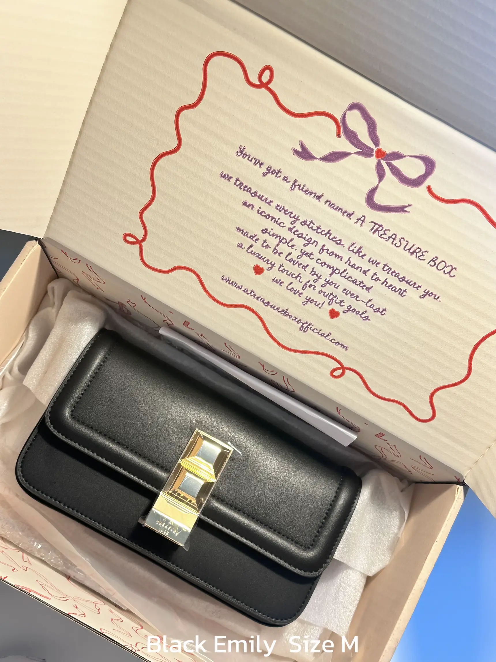 กระเป๋า A TREASURE BOX รุ่น Emily ซื้อดีมั้ยยยย!! | แกลเลอรีที่โพสต์โดย ...