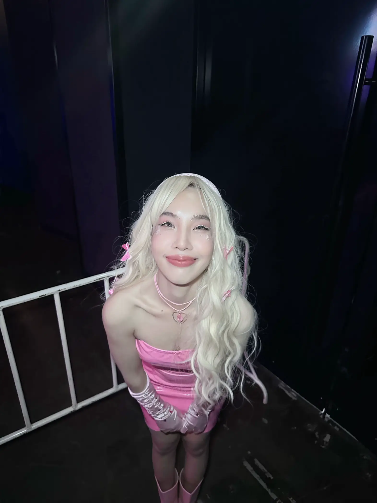 20 ไอเดียยอดนิยมเกี่ยวกับ Barbie Inspired Looks ในปี 2024