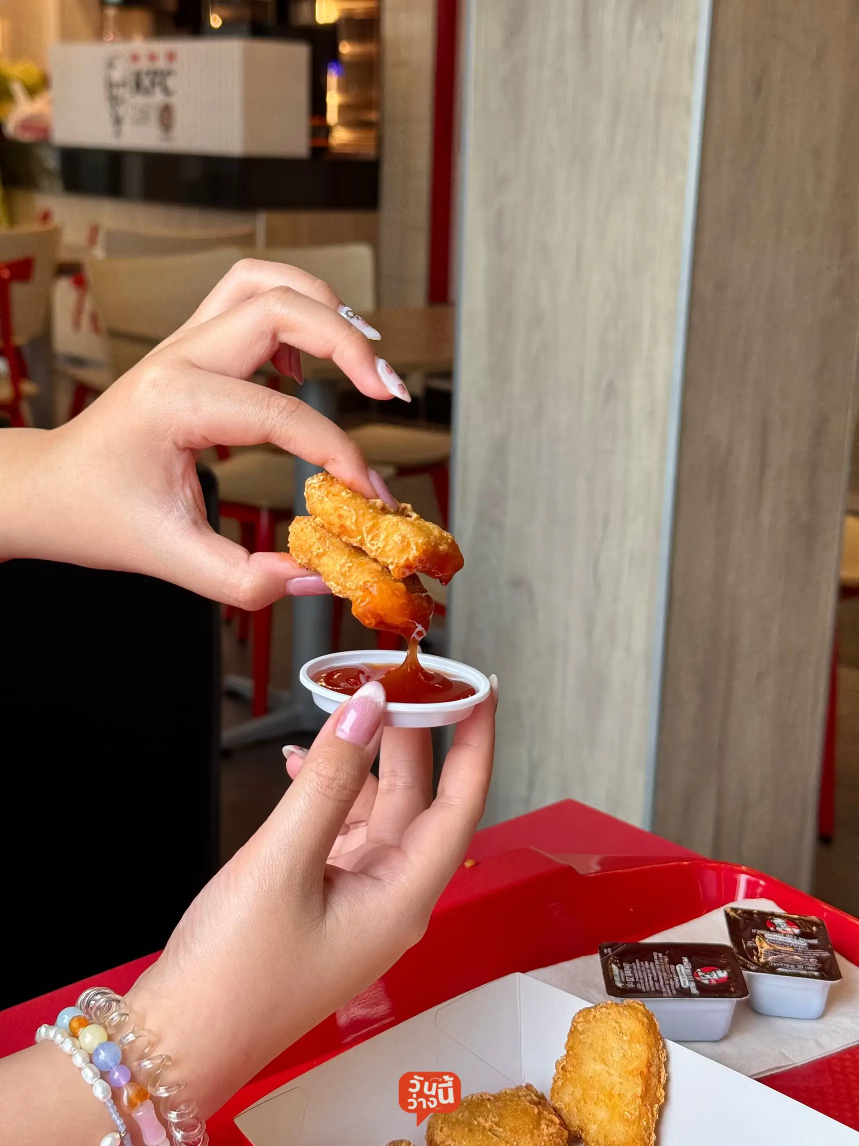 วันนี้ว่างกิน 🍗โปรสุดคุ้ม KFC 22 ชิ้น🌟 | แกลเลอรีที่โพสต์โดย วันนี้ว่าง🏕️ | Lemon8