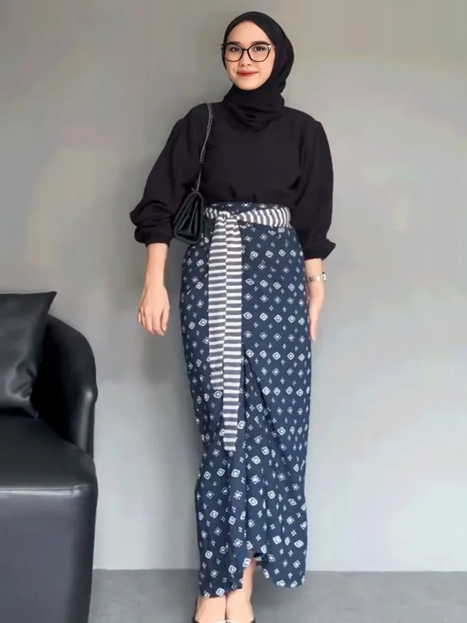 Inspirasi outfit rok lilit | Galeri diposting oleh Barang unik | Lemon8