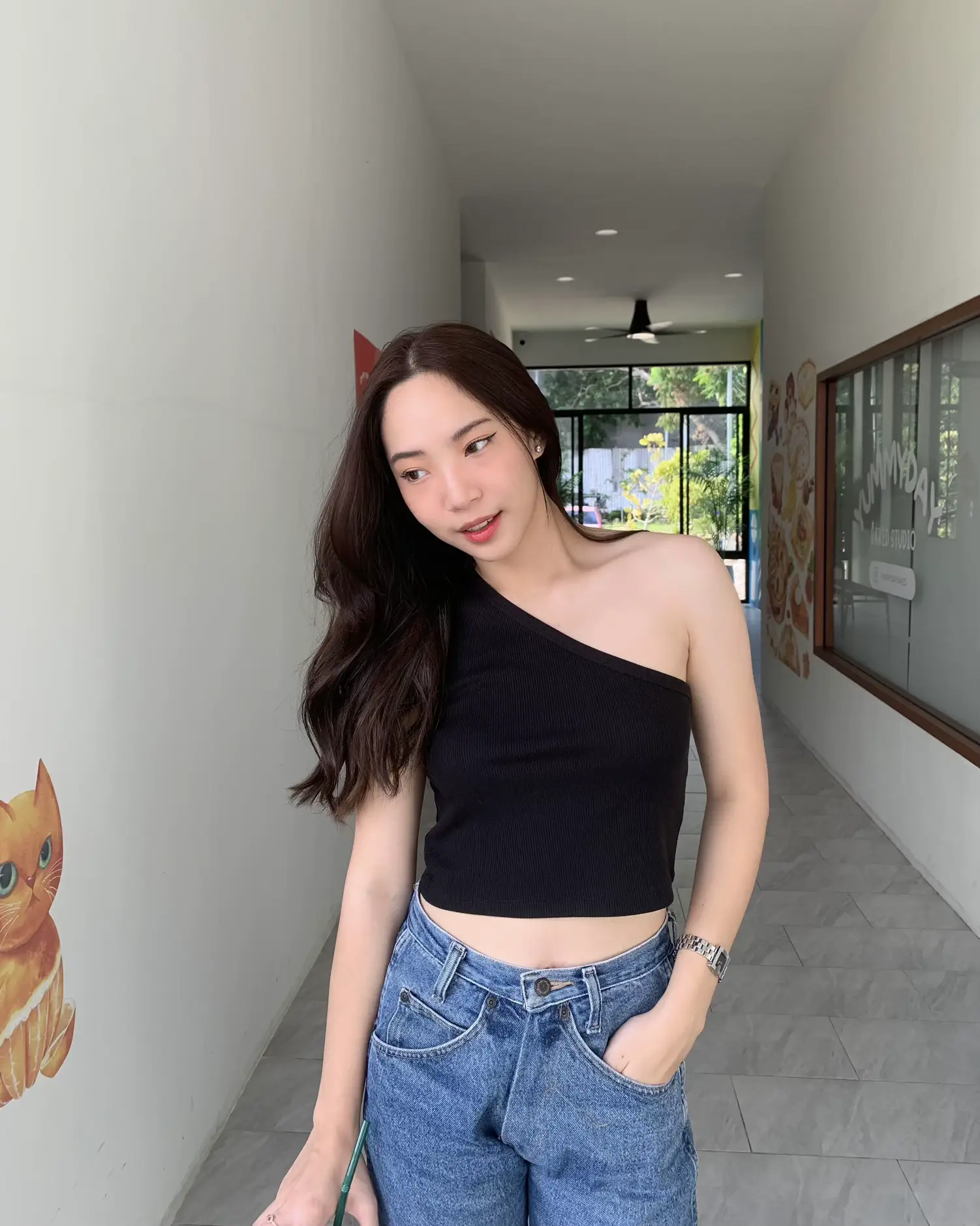 OOTD เสื้อที่ใส่แล้วมีแต่คนถาม :-)👀⭐️ | แกลเลอรีที่โพสต์โดย supreme🐰 ...