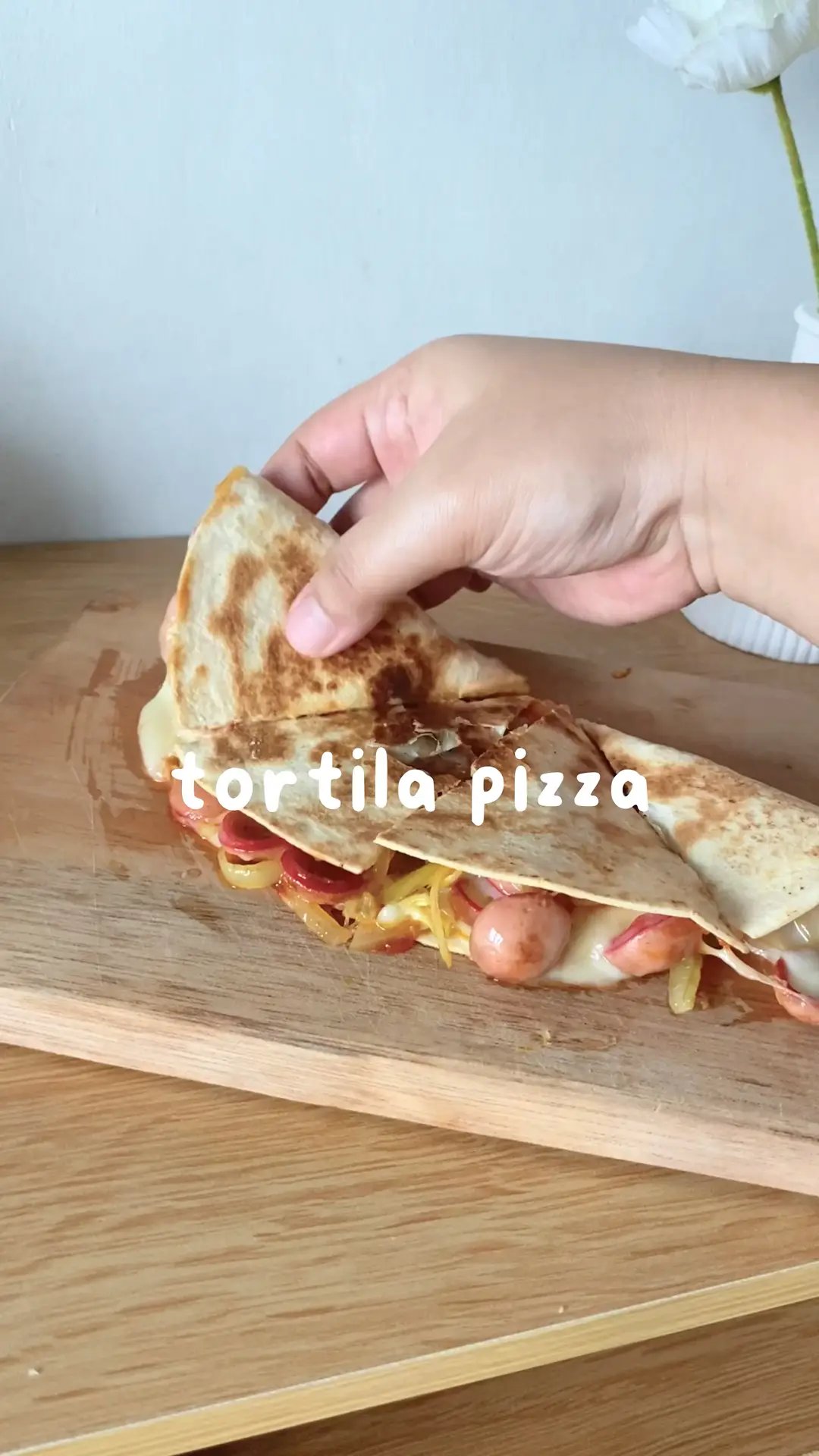 TORTILA PIZZA | Video dipublikasikan oleh Luluahasan_ | Lemon8