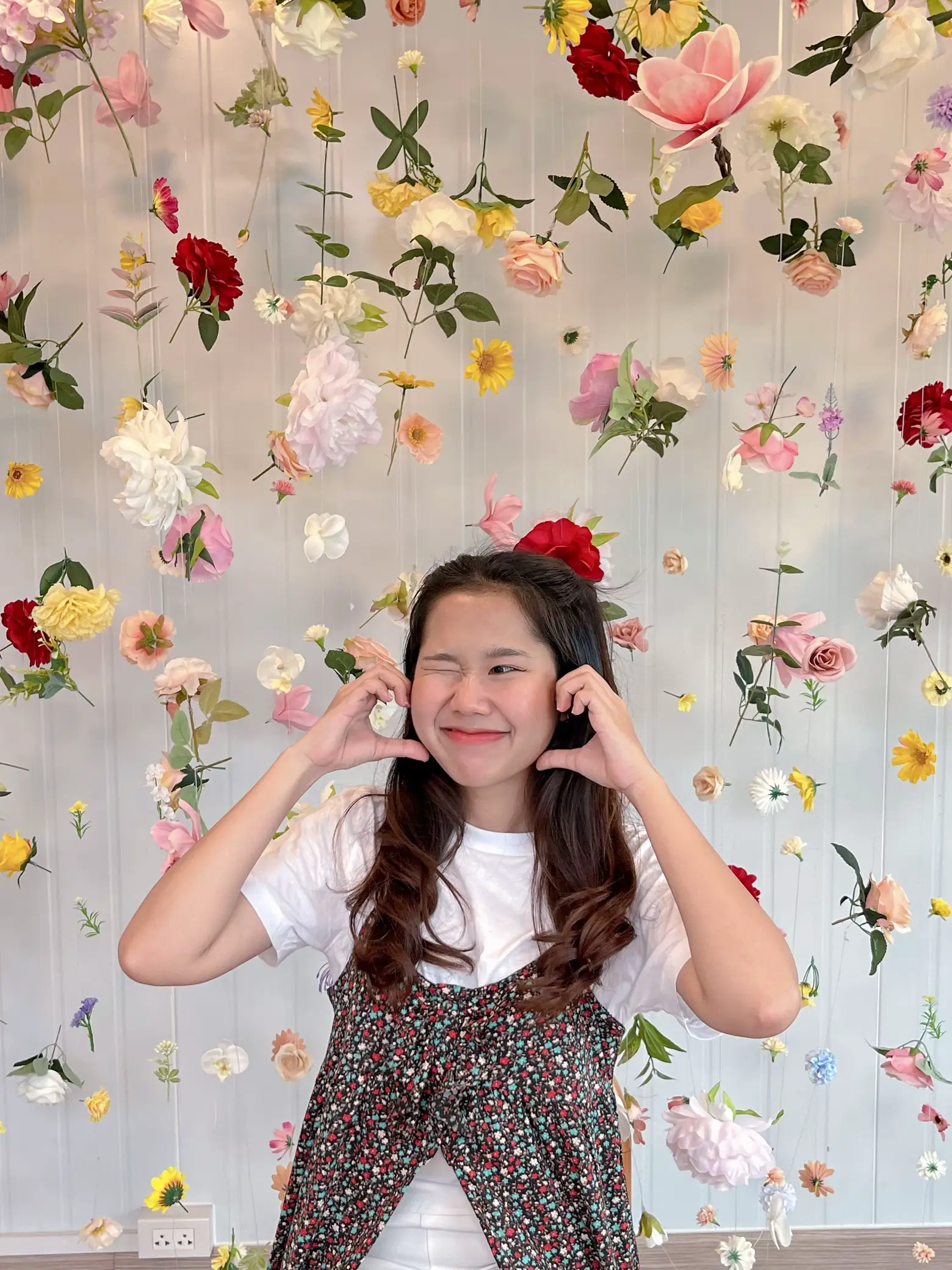 Thong Ampai Cafe ย่านคลองหลวง ปทุมธานี💐 | แกลเลอรีที่โพสต์โดย Ize | Lemon8