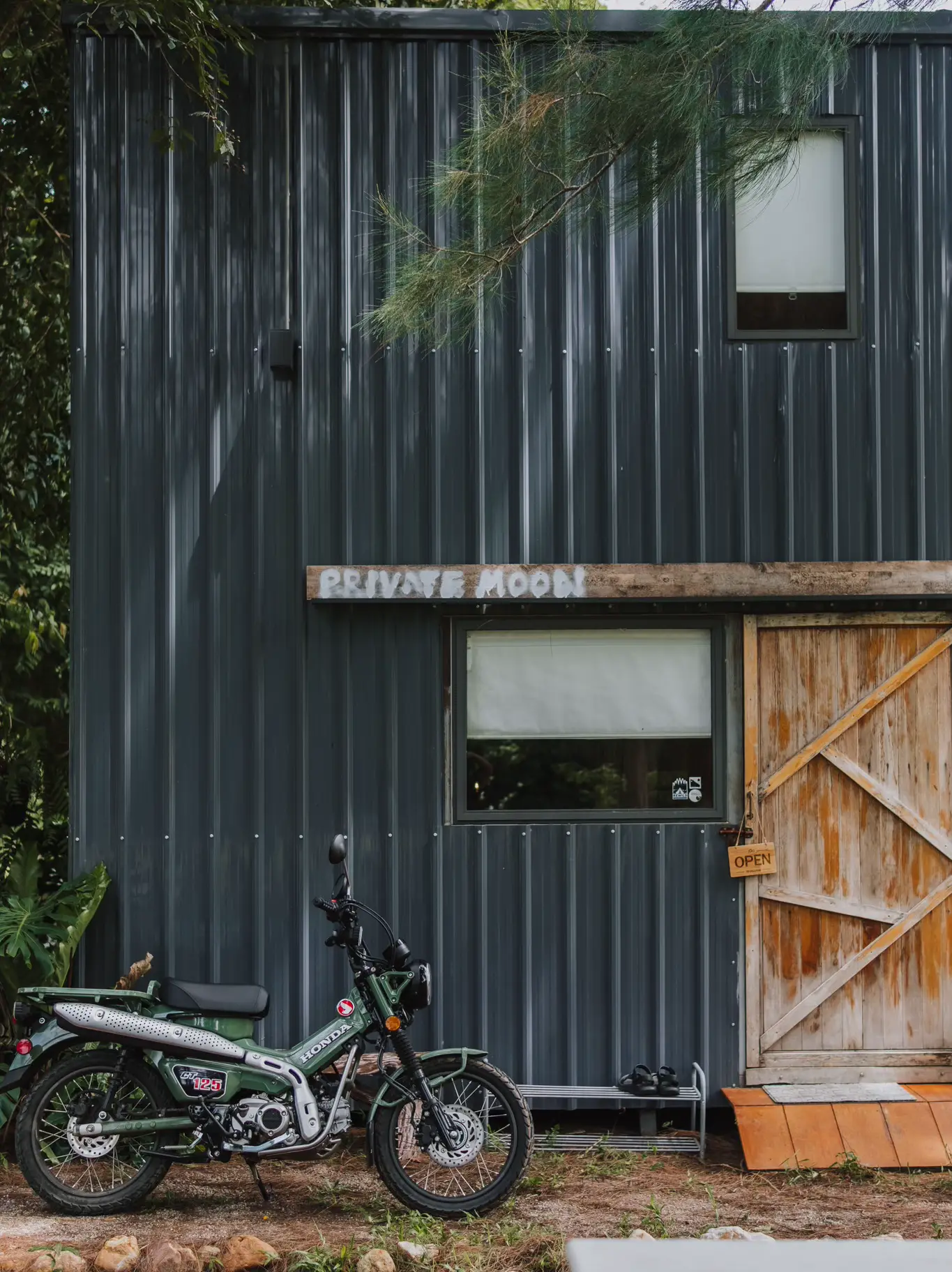 Private MOON “ ⛰️🏕 สวนผึ้ง ราชบุรี | แกลเลอรีที่โพสต์โดย Googogh | Lemon8