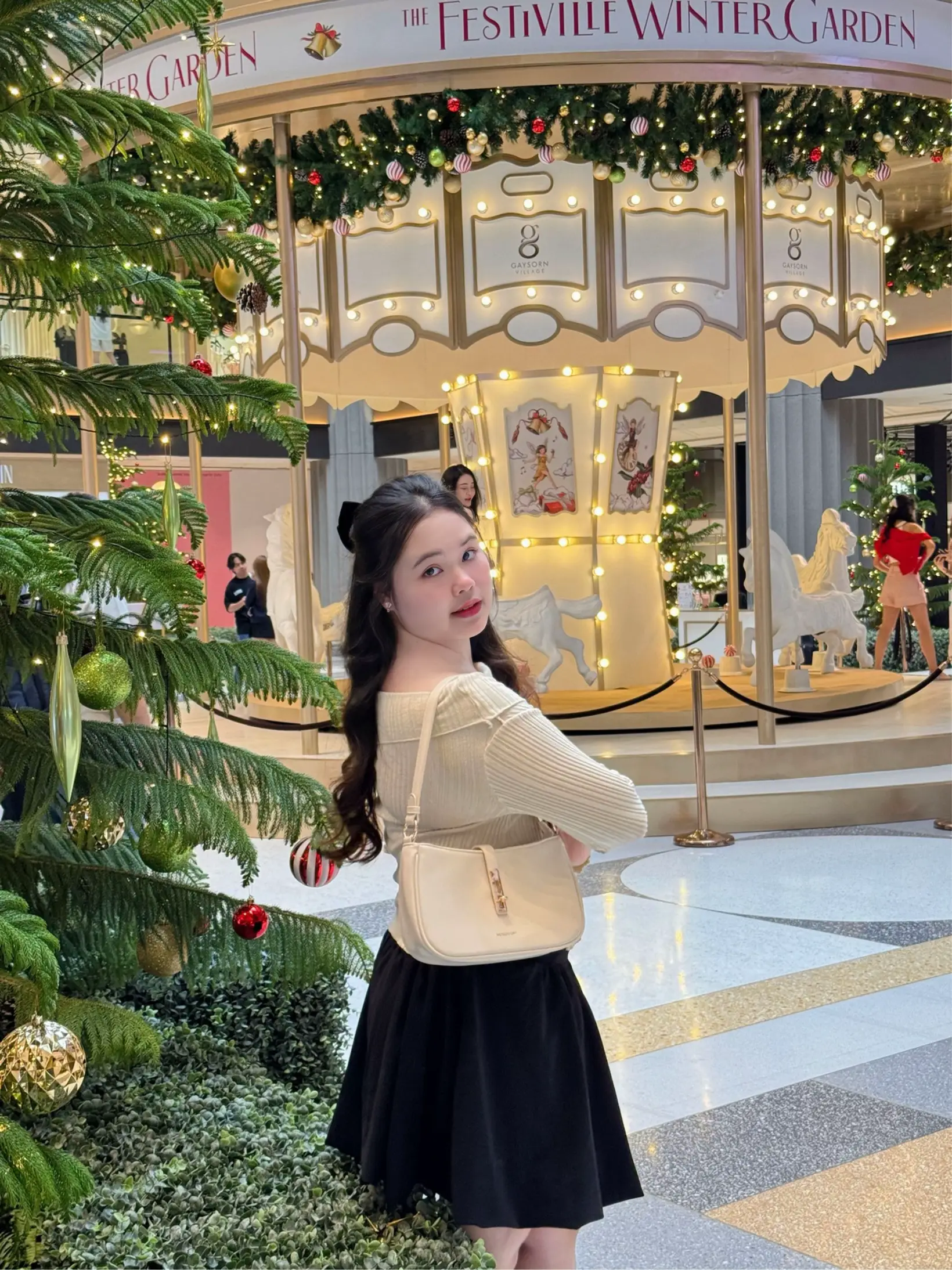 แจกพิกัดถ่ายรูป Christmas 🎄 | แกลเลอรีที่โพสต์โดย 𝑱𝒊𝒓𝒂. | Lemon8