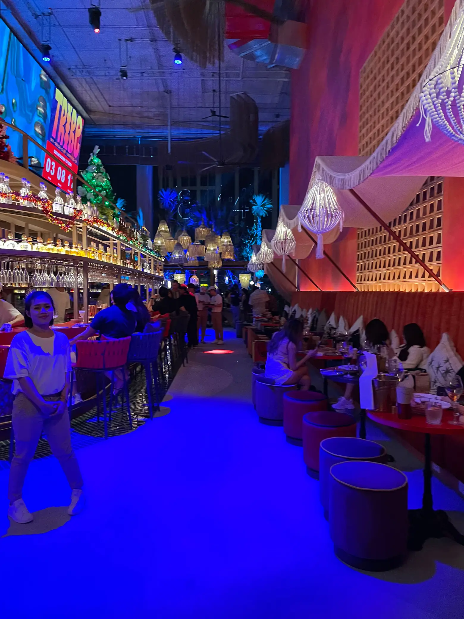 รีวิว countdown ที่ tribe sky beach club emsphere ชั้น 5 | แกลเลอรีที่ ...