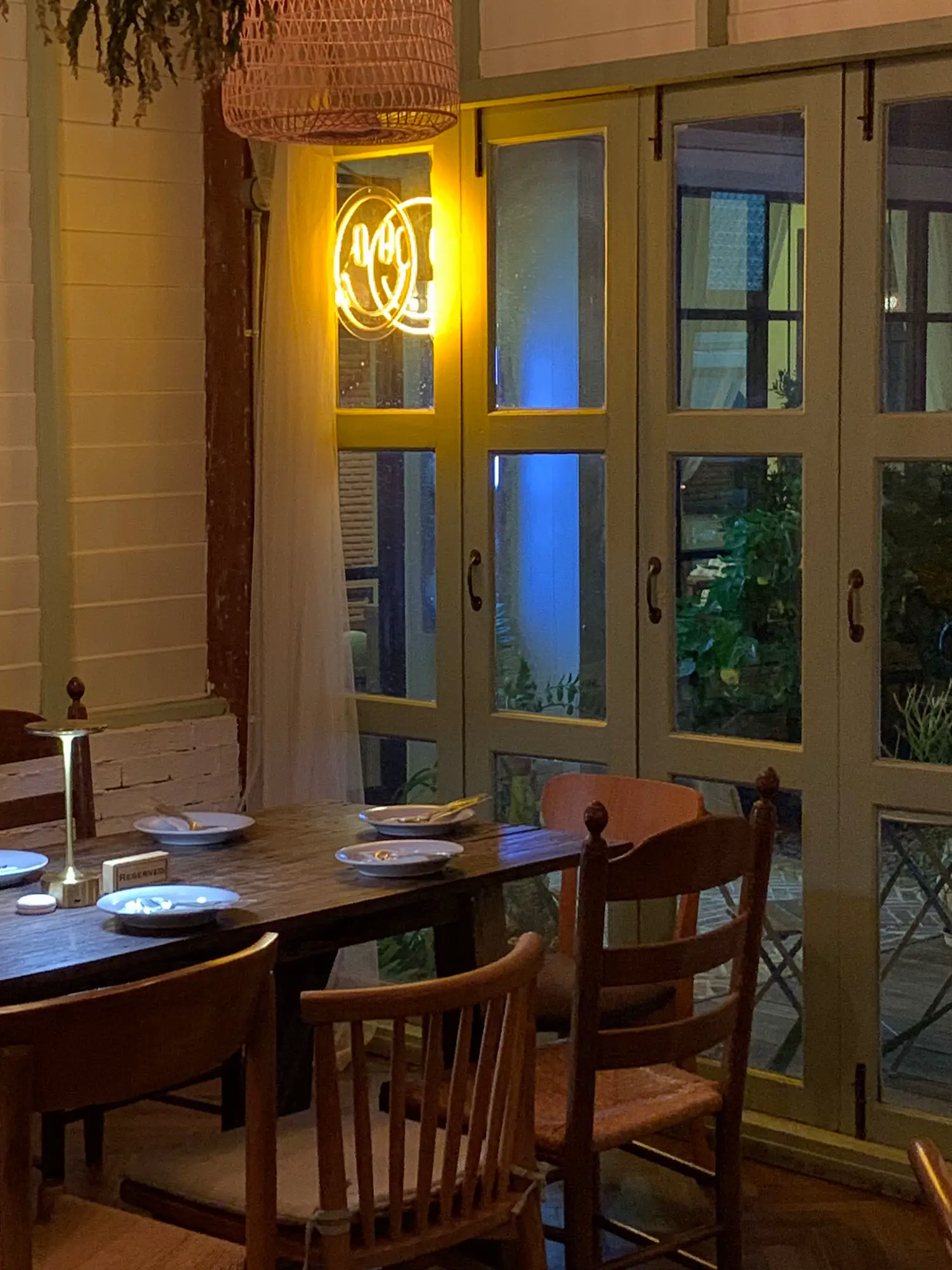 ดินเนอร์ขอนแก่น มู้ดดีจิบไวน์ อาหารอร่อย | neighbour cafe 🥂 | แกลเลอรี ...