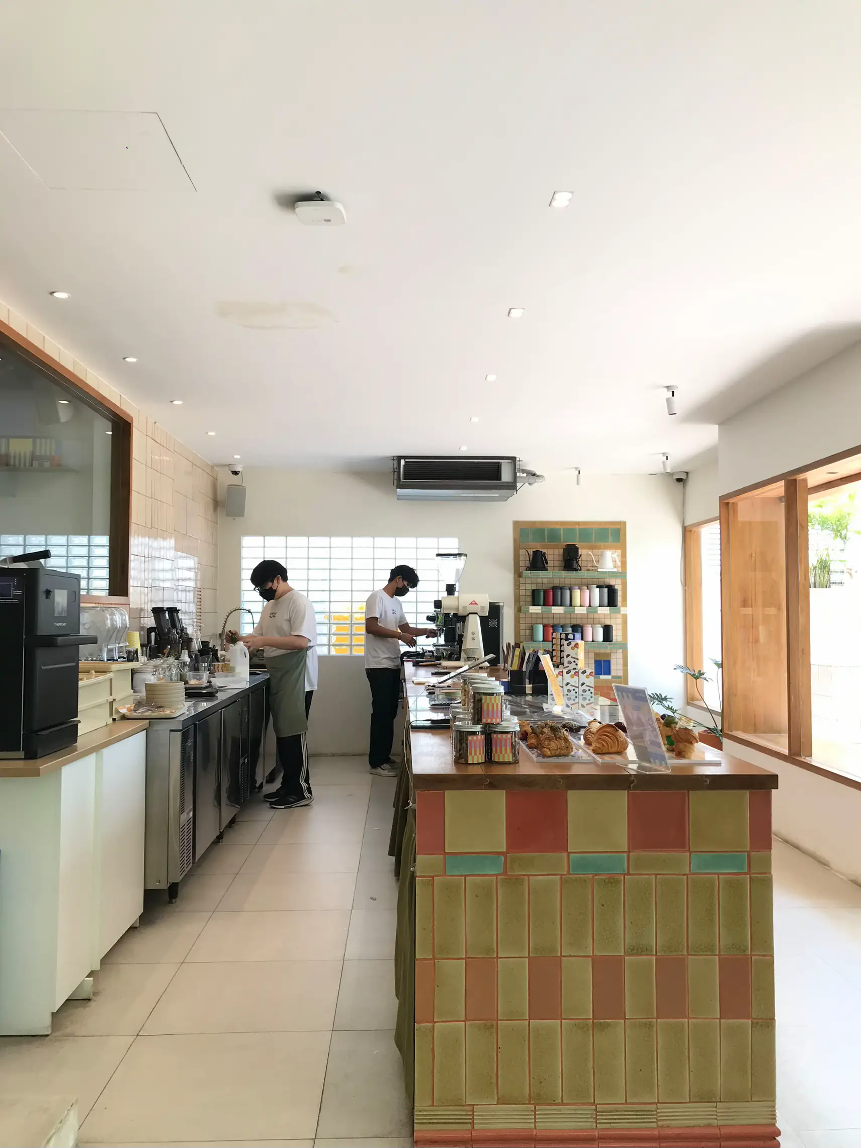 Spring Bakehouse | แกลเลอรีที่โพสต์โดย chotika | Lemon8