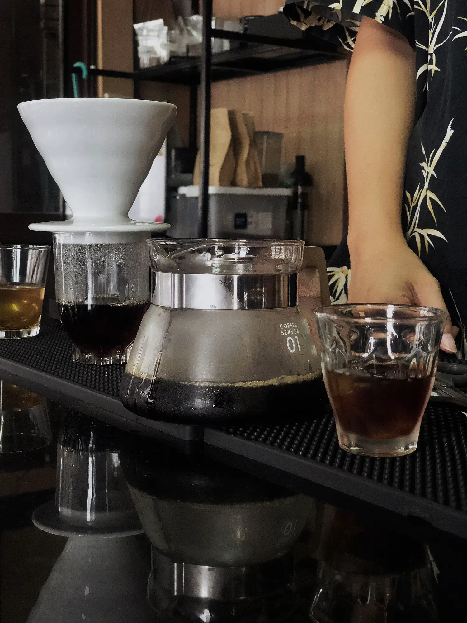 OLD DAY COFFEE SHOP ☕️ @ VIBHAVADI 60 | แกลเลอรีที่โพสต์โดย ajuuuunice | Lemon8