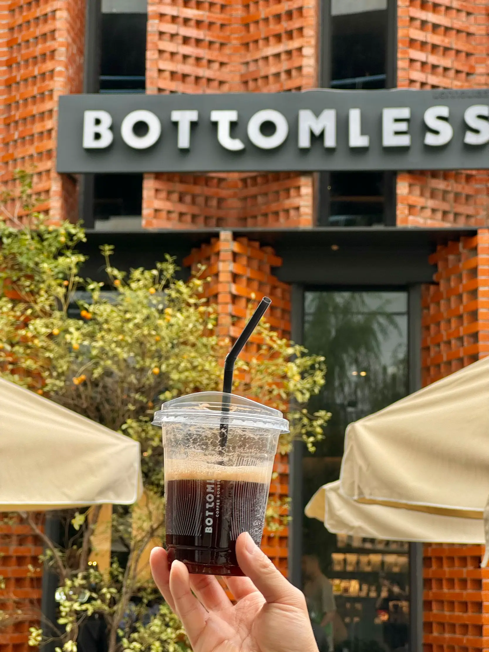 ootd with bottomless | แกลเลอรีที่โพสต์โดย VENUSBKK | Lemon8